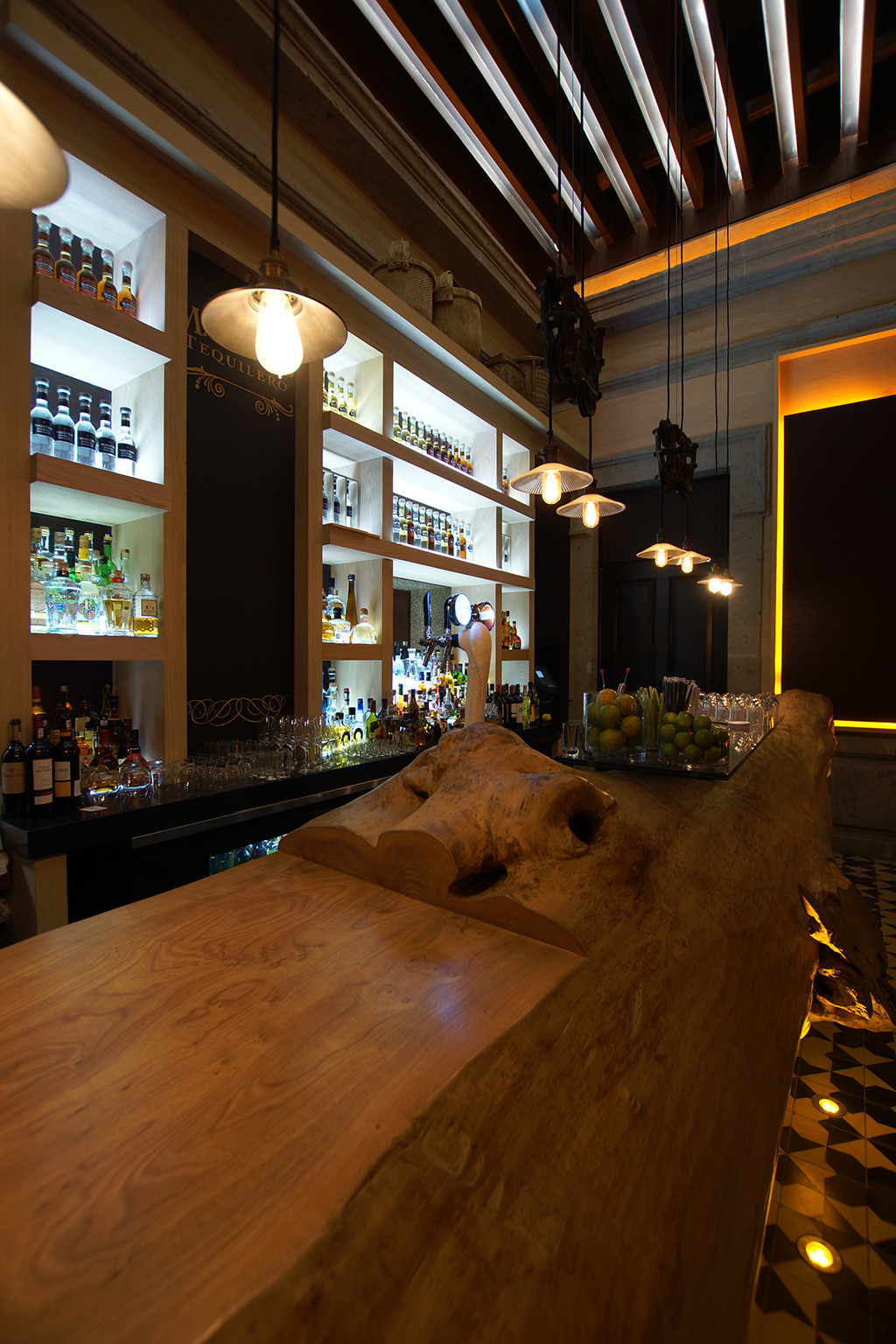 Galería de Restaurante Nueve Nueve / Sordo Madaleno Arquitectos - 17