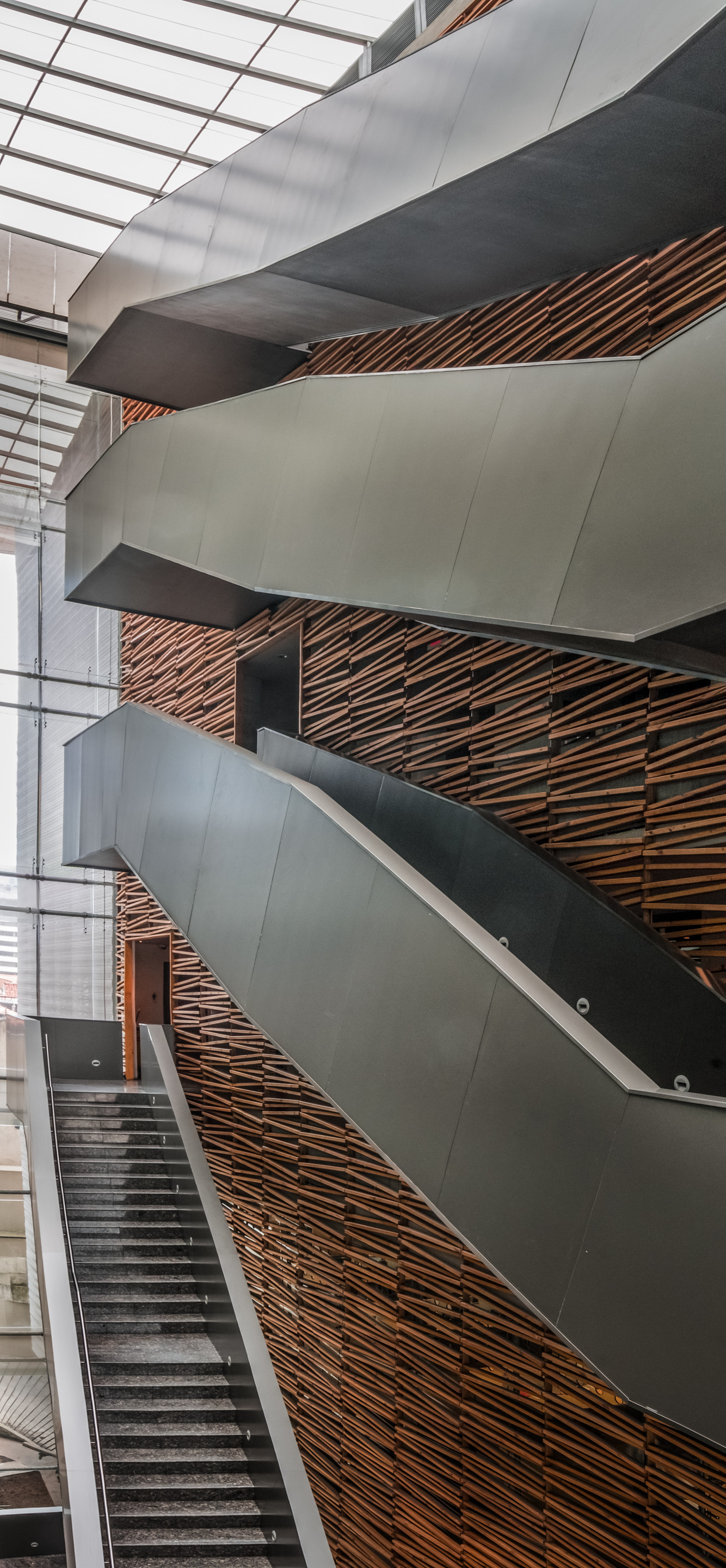 Galeria de Edifício Câmara de Comércio Sede Chapinero / Daniel Bonilla Arquitectos - 8