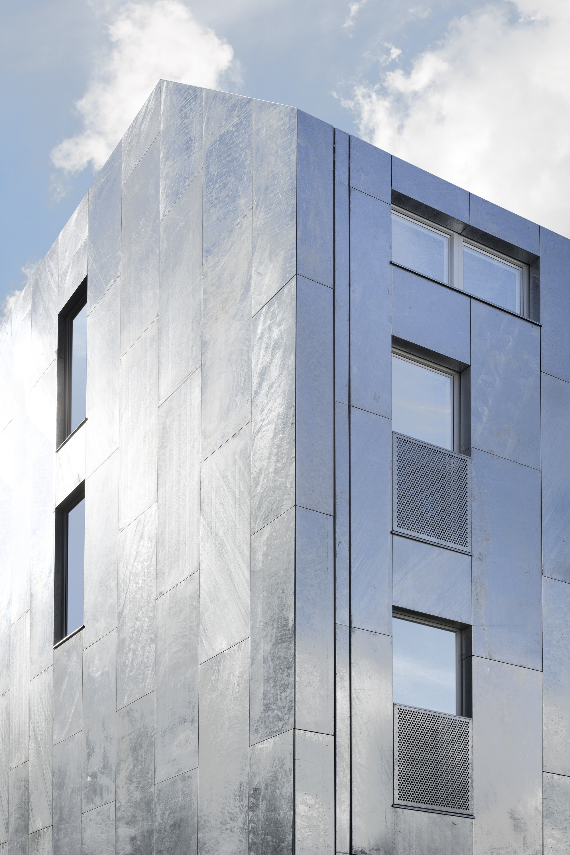 Gallery of Tappen / Joliark - 11