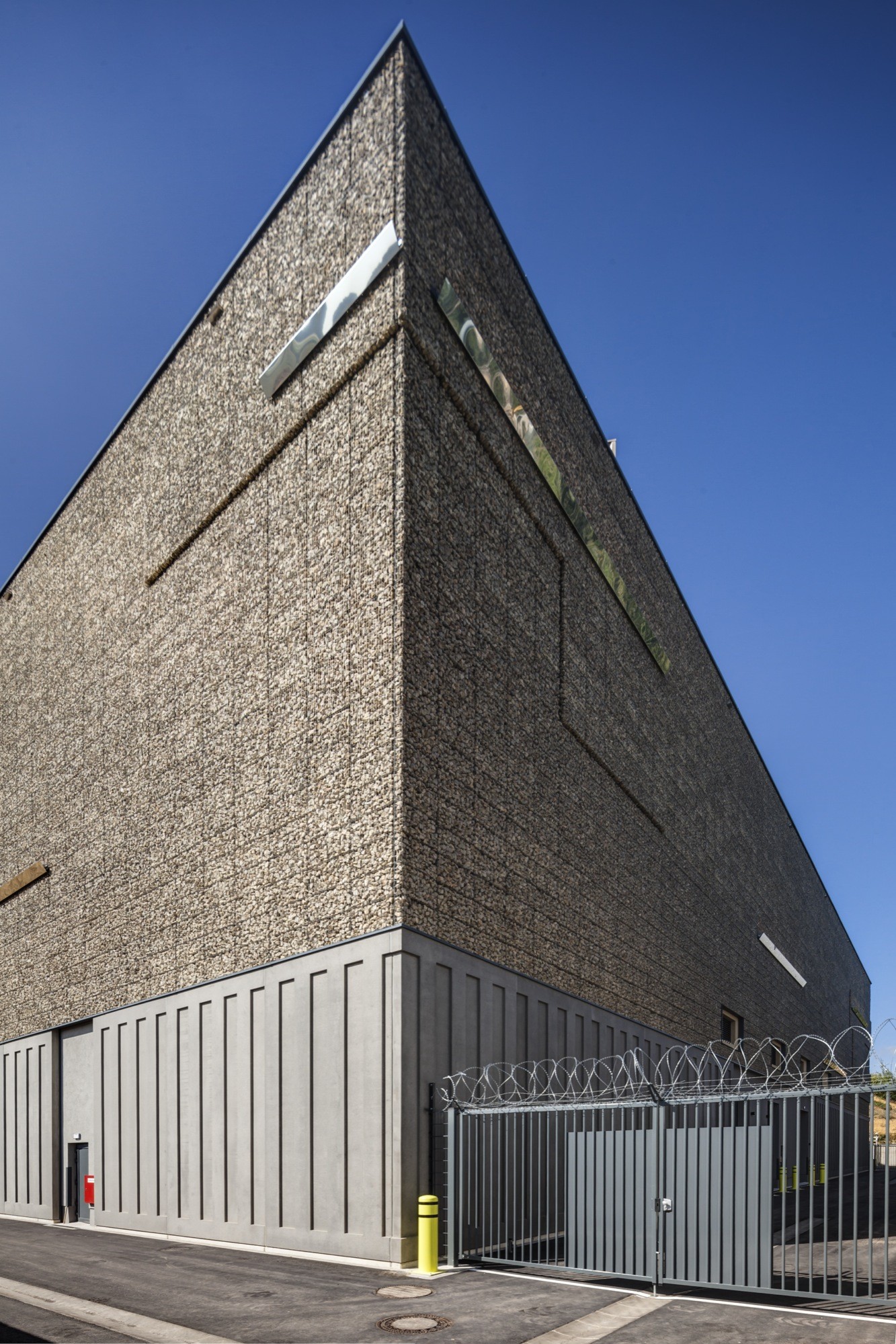 Gallery of The Luxembourg Freeport / Atelier d'Architecture 3BM3 - 5