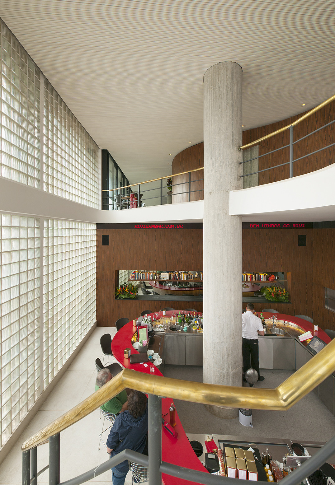 Gallery of Riviera Bar / studio mk27 - 44