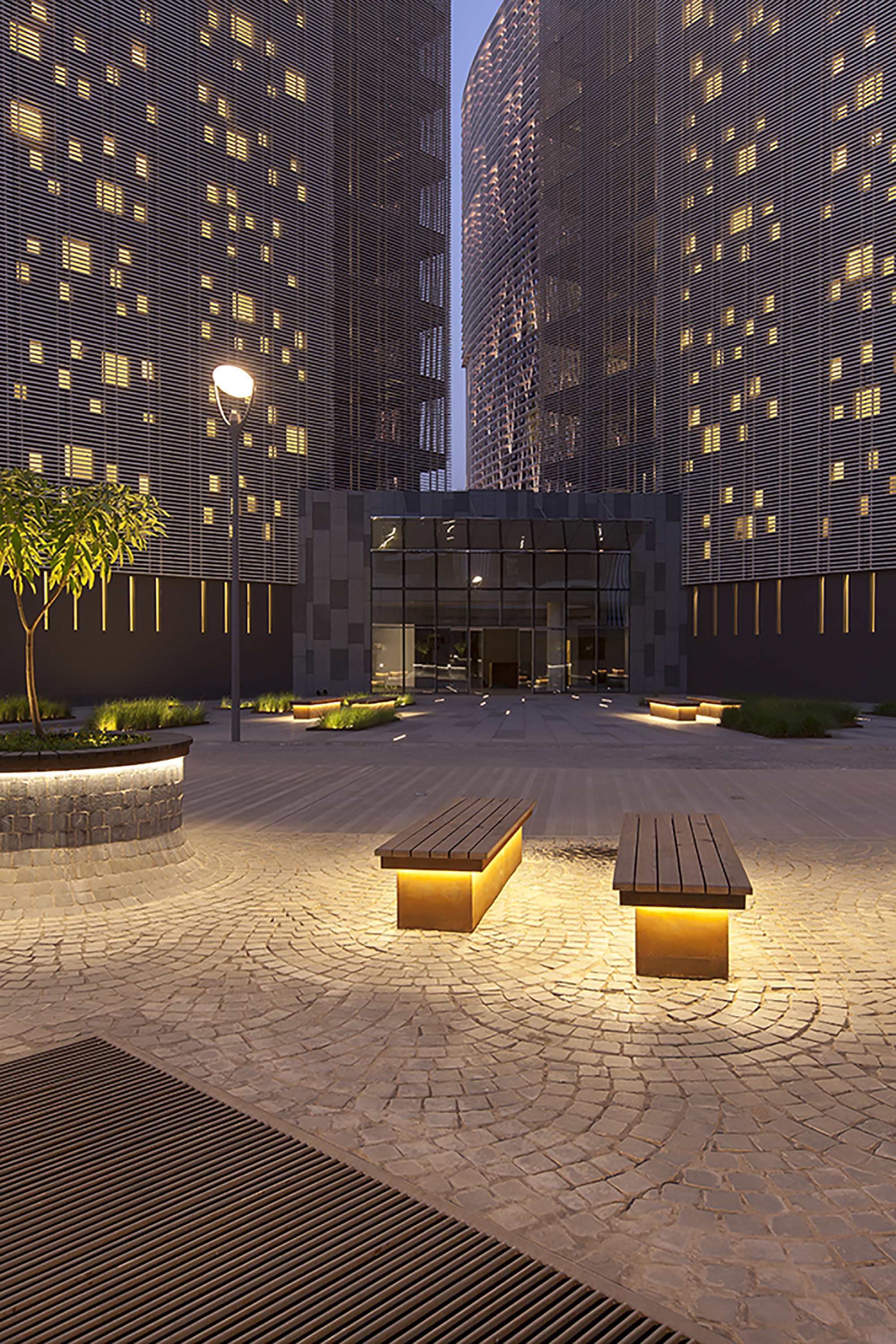 Gallery of Mondeal Square in Ahmedabad / Blocher Partners India - 3
