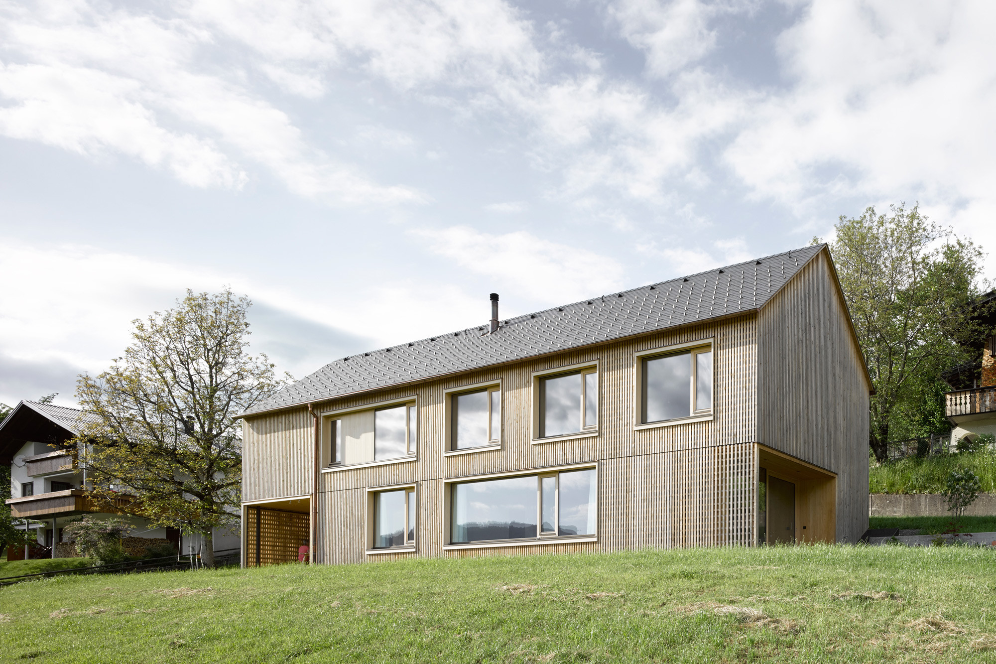 Galería de Haus Für Julia Und Björn / Innauer-Matt Architekten - 5