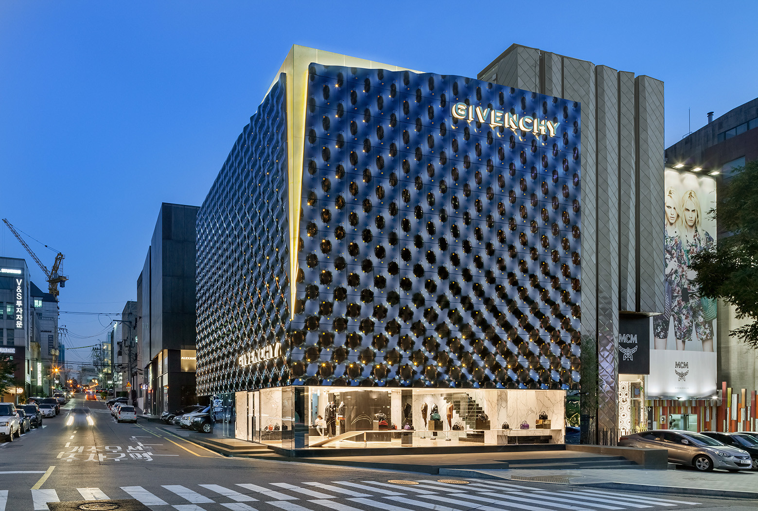 Gallery of Givenchy Flagship Store in Seoul / Piuarch - 8