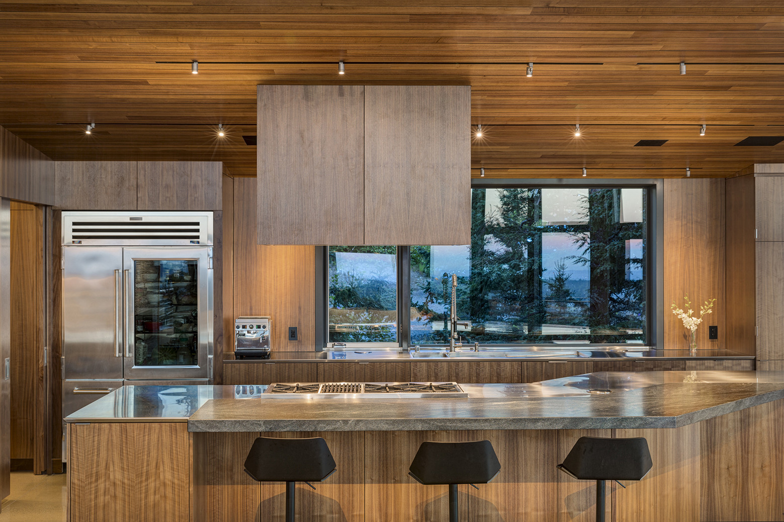 Gallery of Golden View Residence / Workshop AD - 14