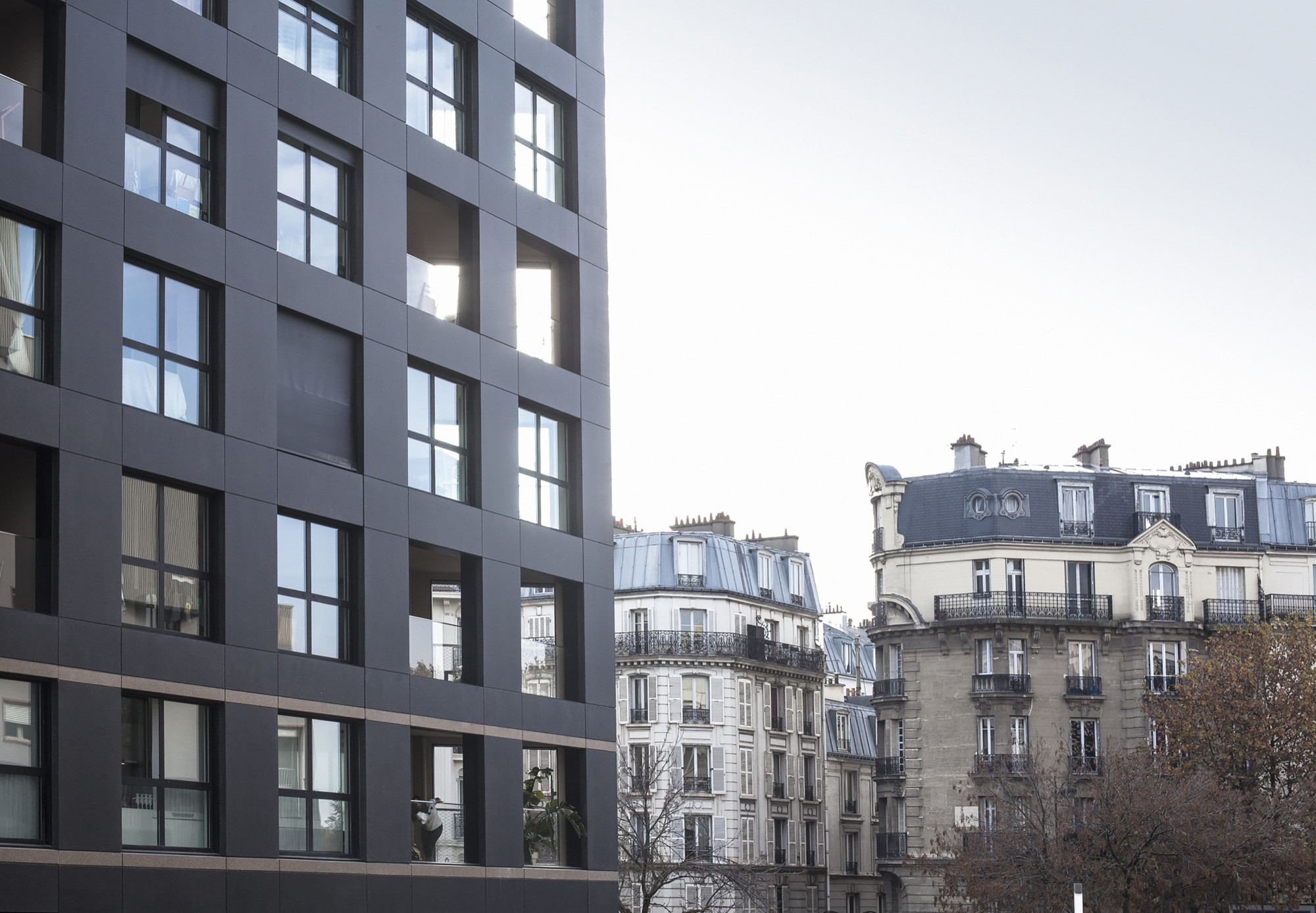 Gallery of 40 Housing Units / LAN Architecture - 12