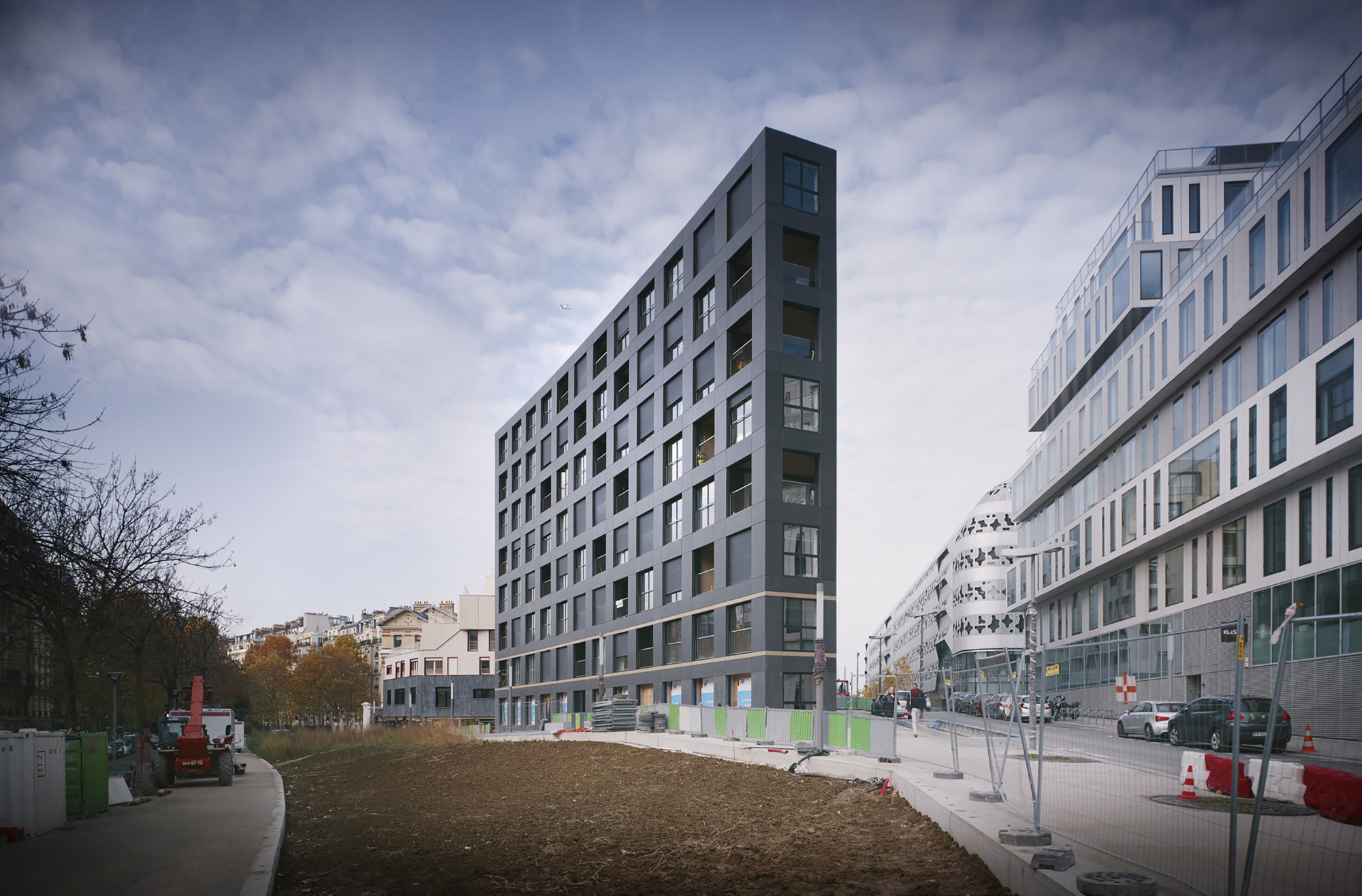 Gallery of 40 Housing Units / LAN Architecture - 9