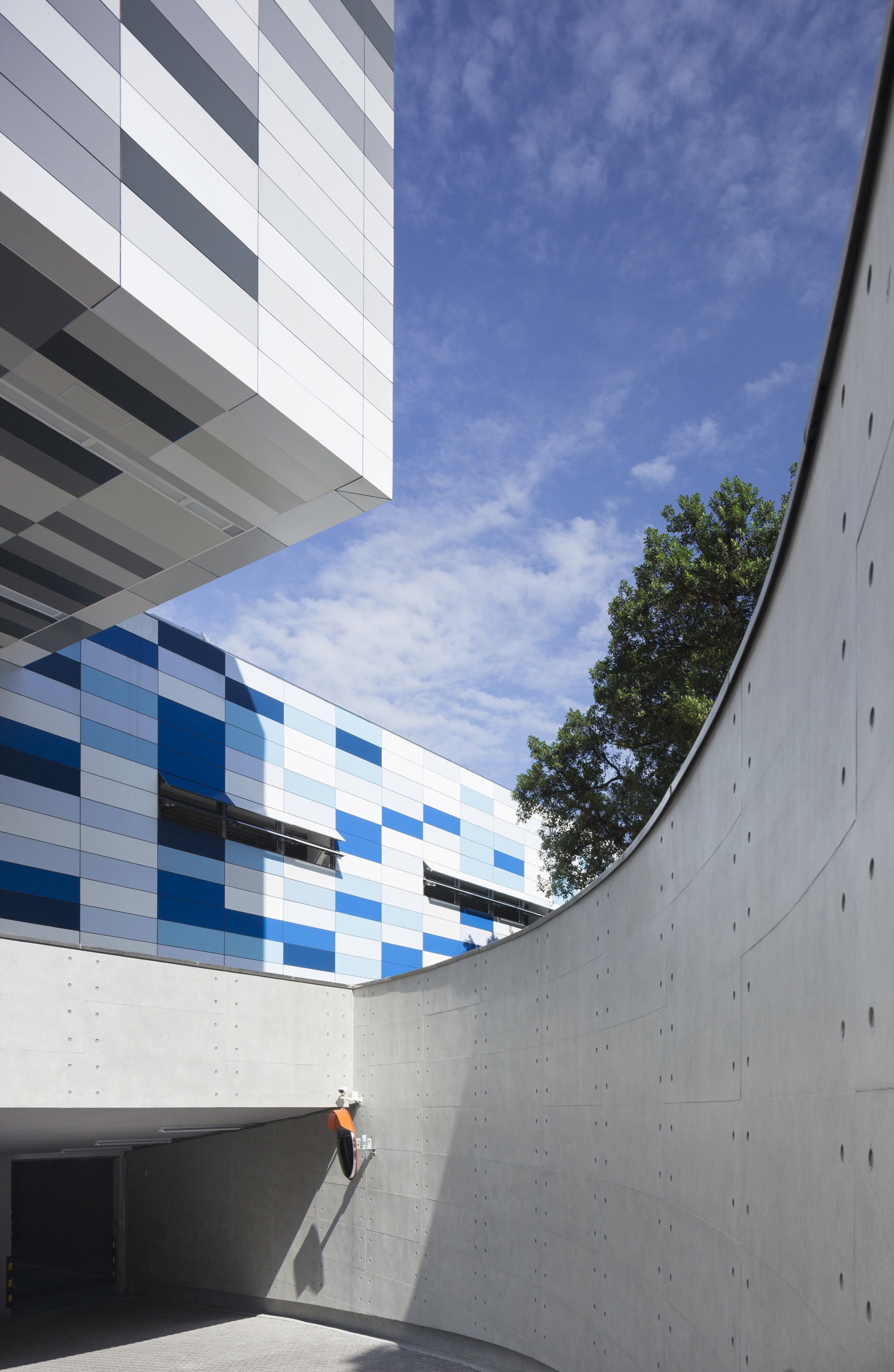 Gallery of Tucheng Sports Center / Q-Lab - 26