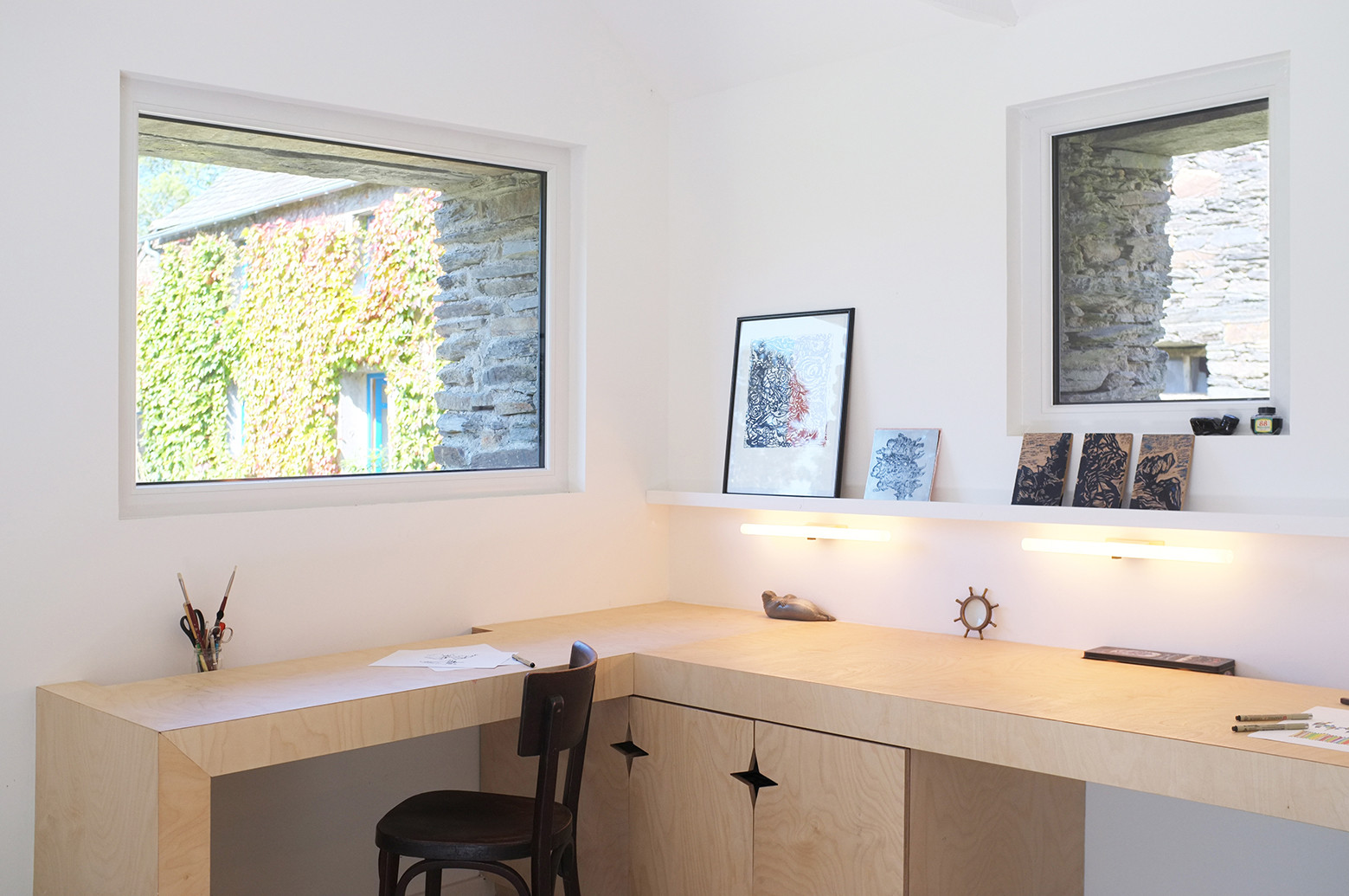 Gallery of An Old Breton Barn Converted into an Artist Studio / Modal ...