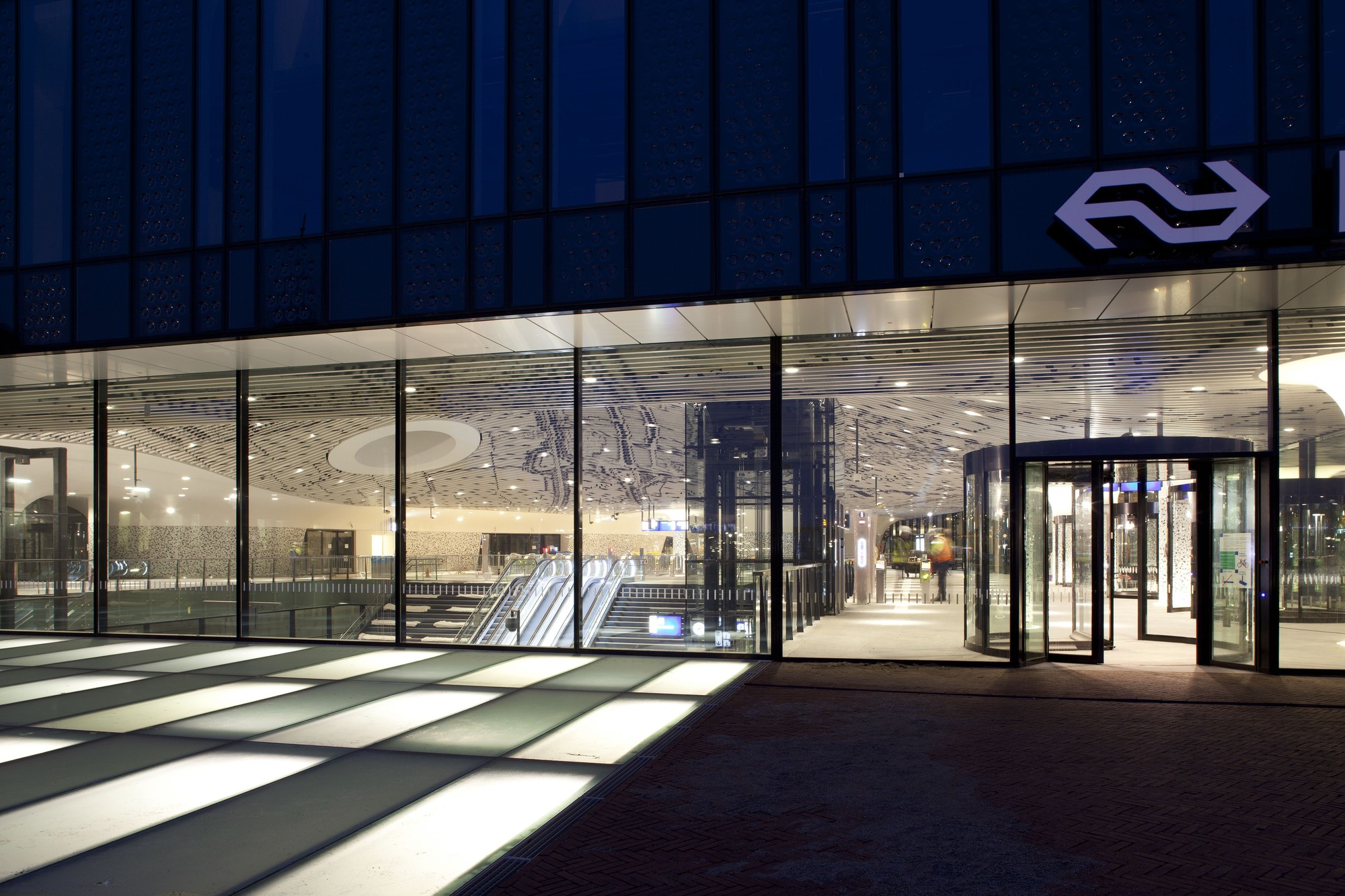 Gallery of Mecanoo's New Delft Station Hall Opens To The Public - 7