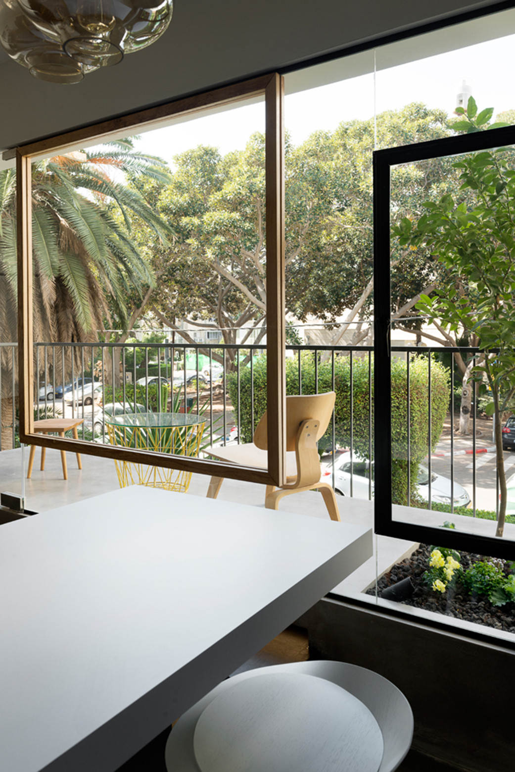 Gallery of Apartment in Tel Aviv / Amir Navon-Studio 6B, Maayan Zusman ...