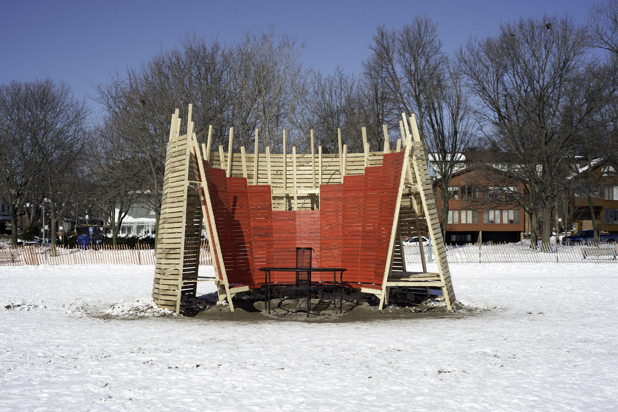 Gallery of "Winter Stations" Bring Warmth to Toronto's Frozen Beaches - 14
