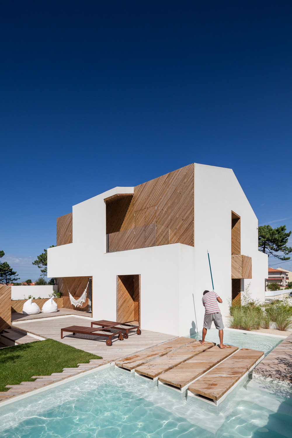 Gallery of SilverWoodHouse / 3r Ernesto Pereira - 9