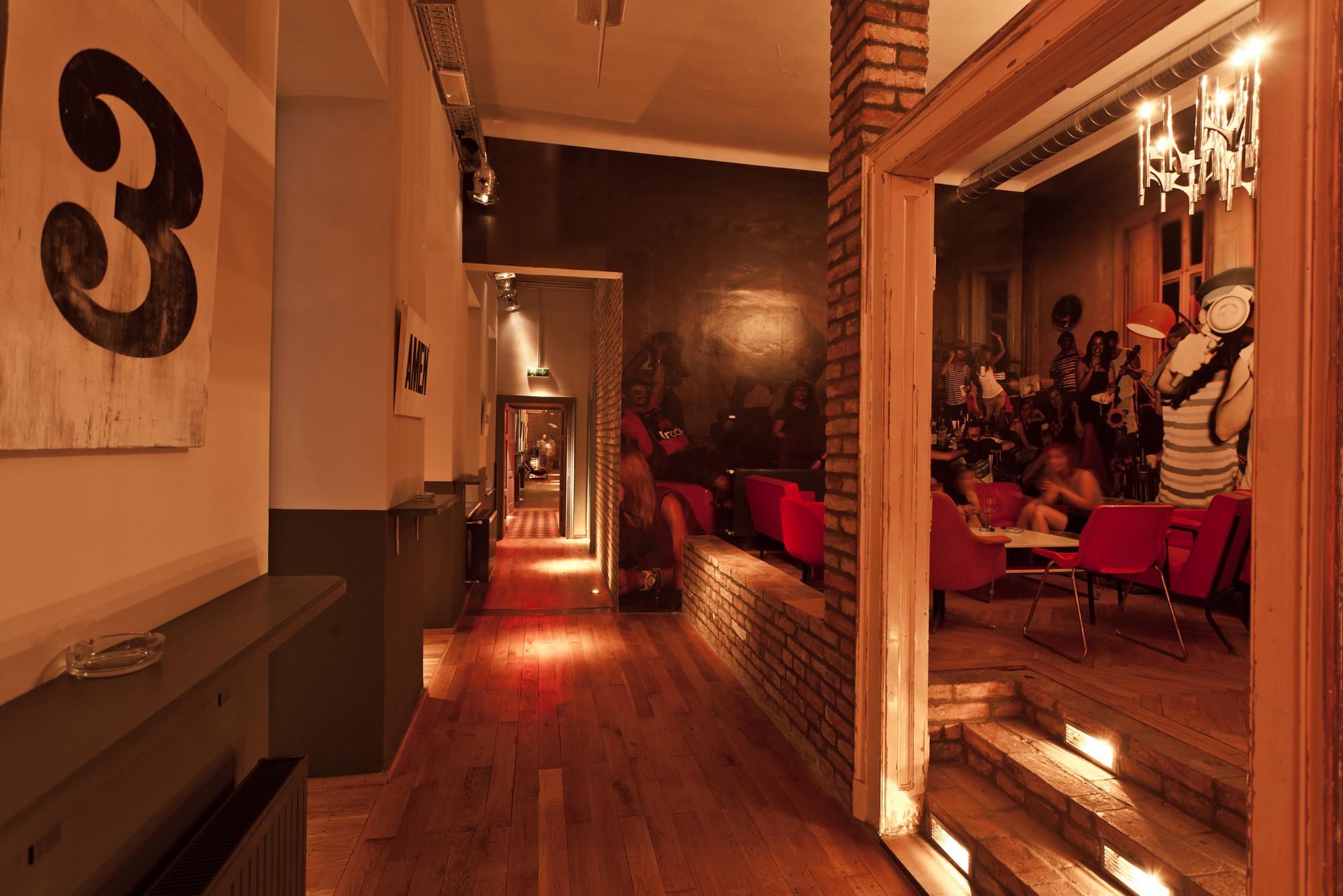 Gallery of Doboz Bar / Péter Szendrő - 24