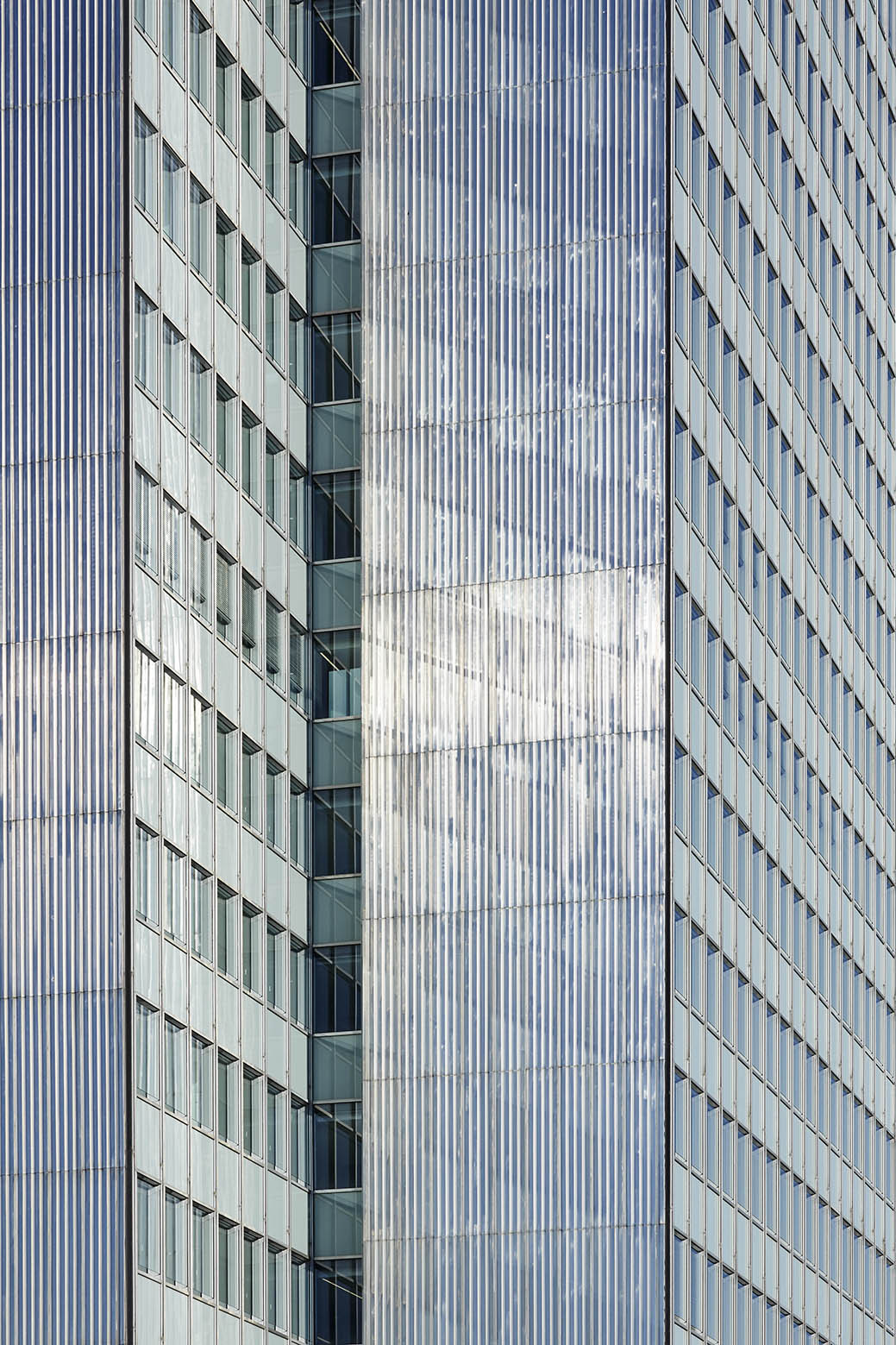 Gallery of Dreischeibenhaus / HPP Architects - 9