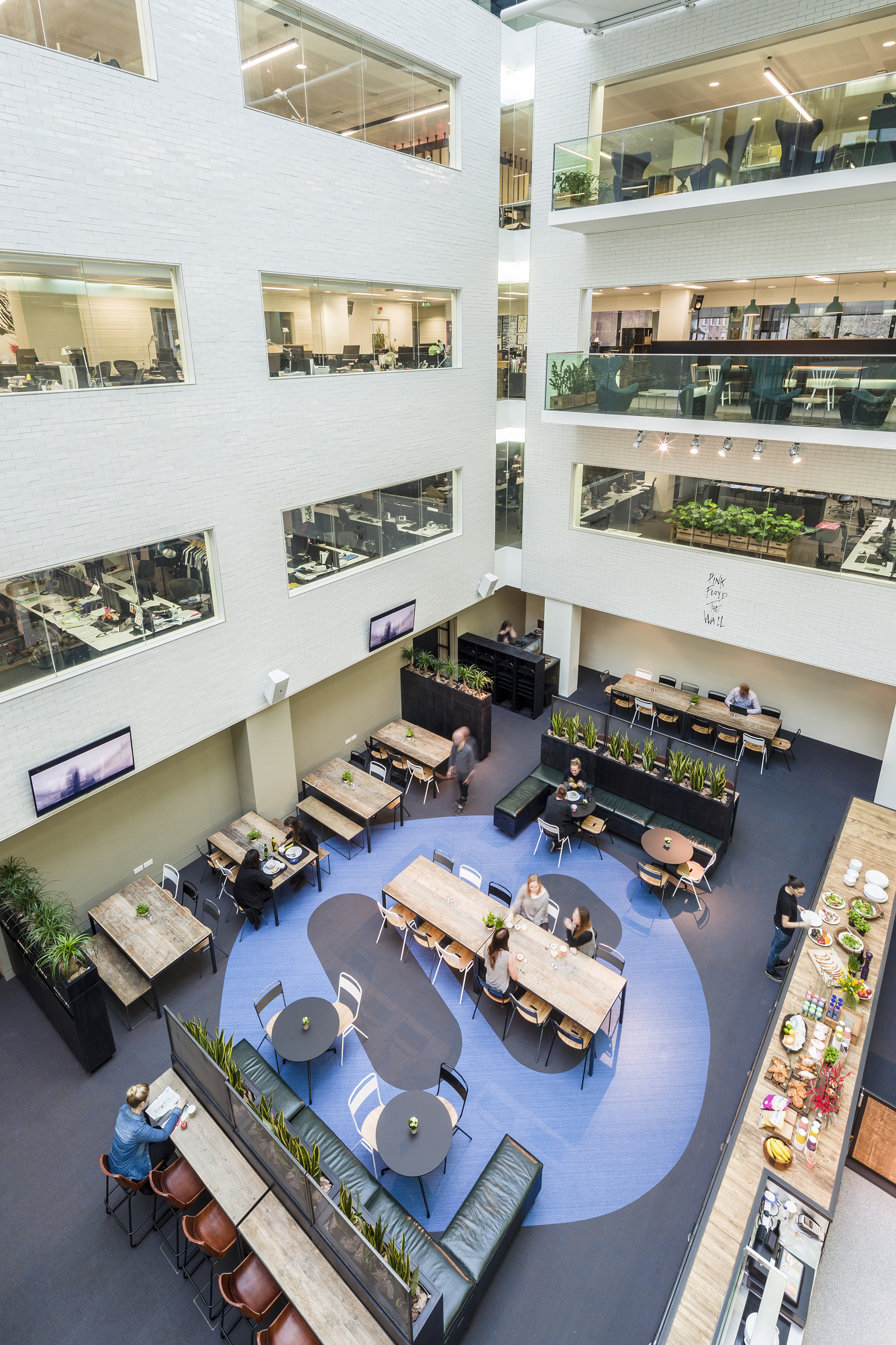 Gallery of Warner Music UK HQ / Woods Bagot - 11