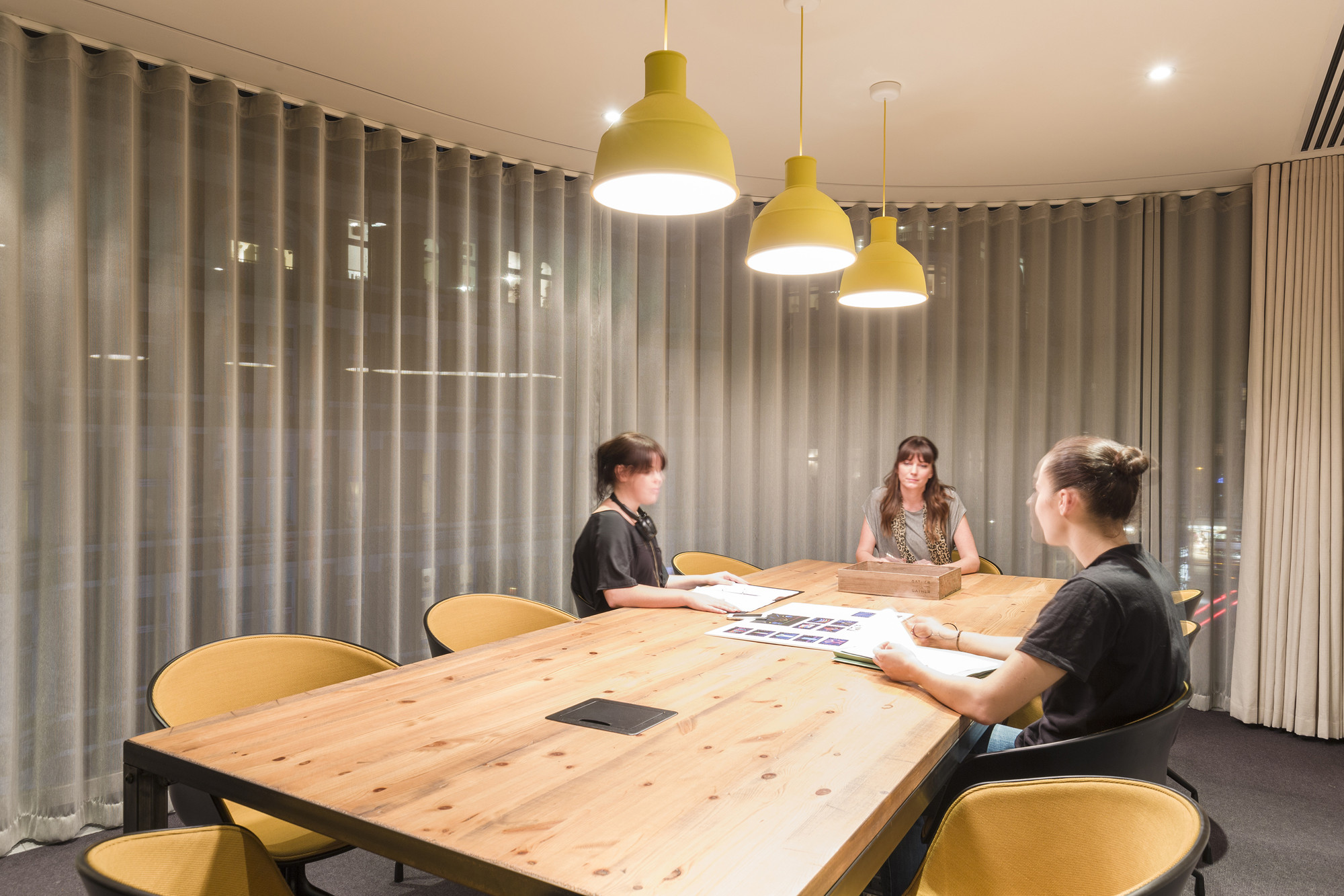 Gallery of Warner Music UK HQ / Woods Bagot - 6