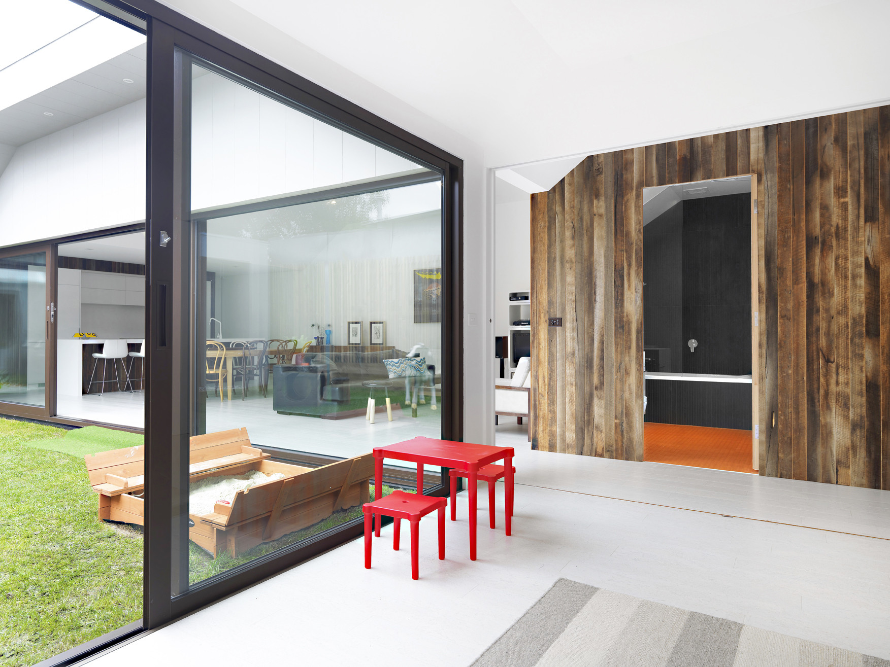 Gallery of St Kilda House / Jost Architects - 17