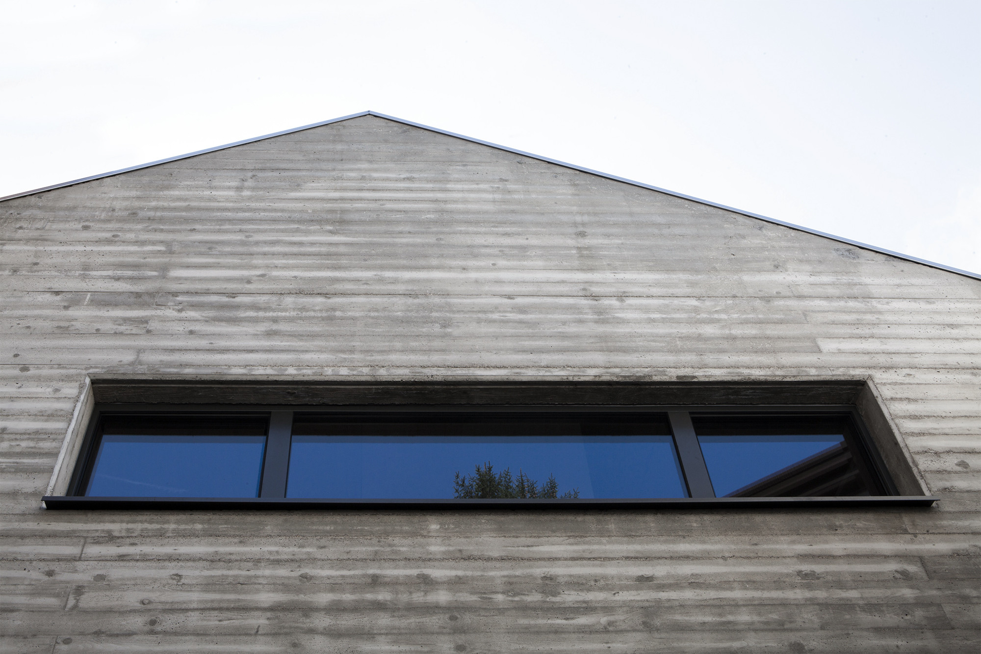 Gallery of UV House / OASI architects - 9