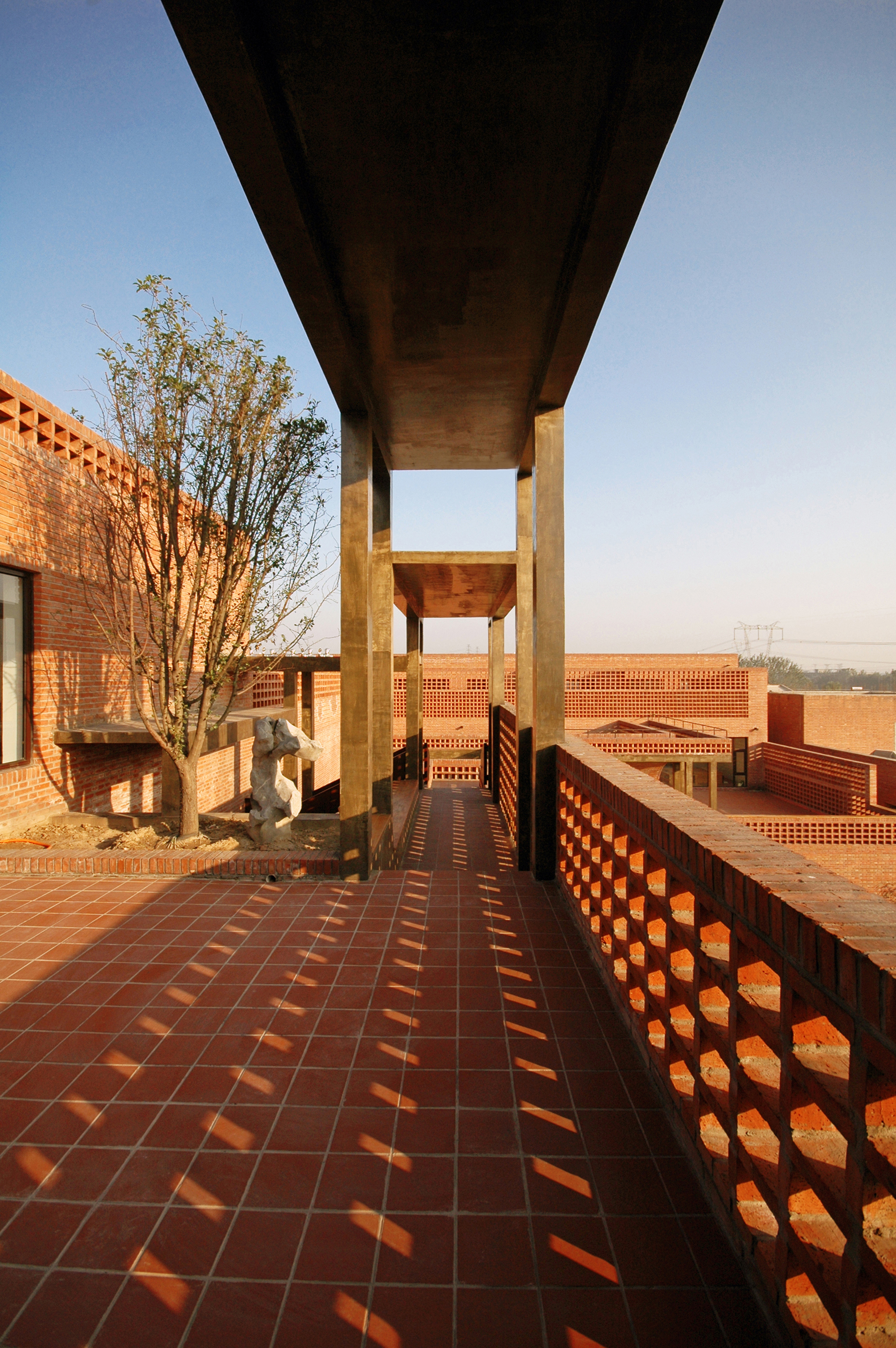 Gallery of Xiang Jing + Qu Guangci Sculpture Studio / aterlier100s+1 - 8