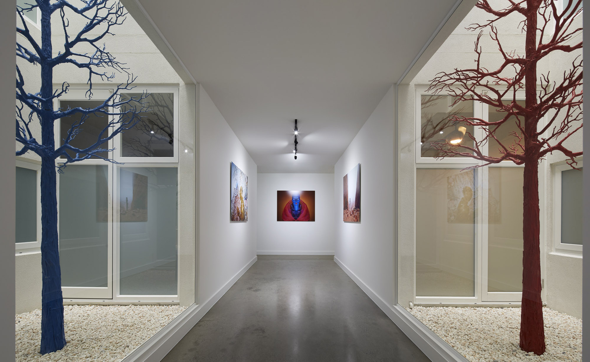 Gallery of 2 Girls Building / Kavellaris Urban Design - 23