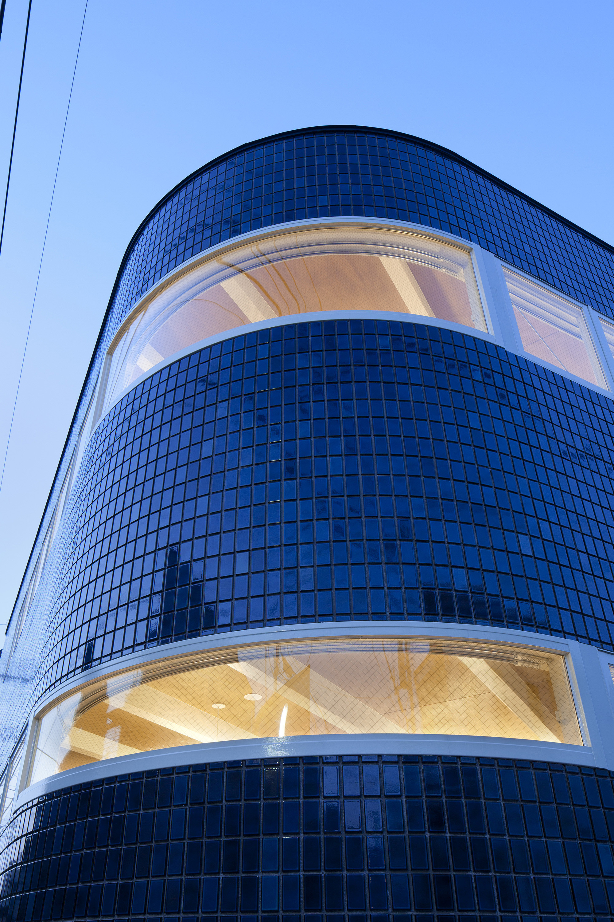 Gallery of Half & Half House / naf architect & design - 6