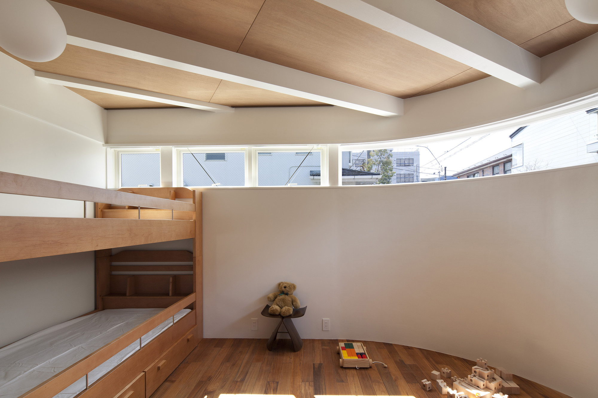 Gallery of Half & Half House / naf architect & design - 11