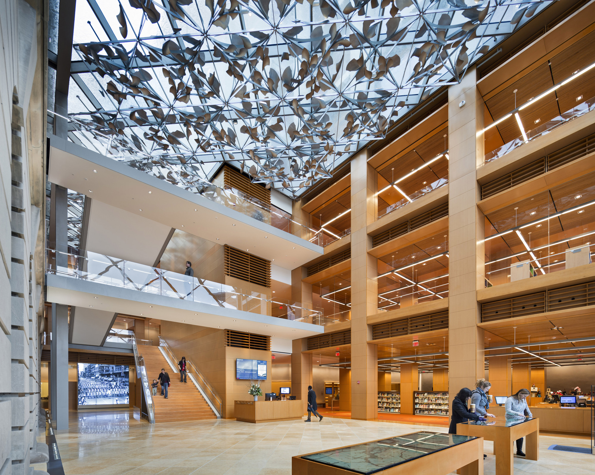 Gallery of AIA Names 6 US Libraries as 2015's Best - 8