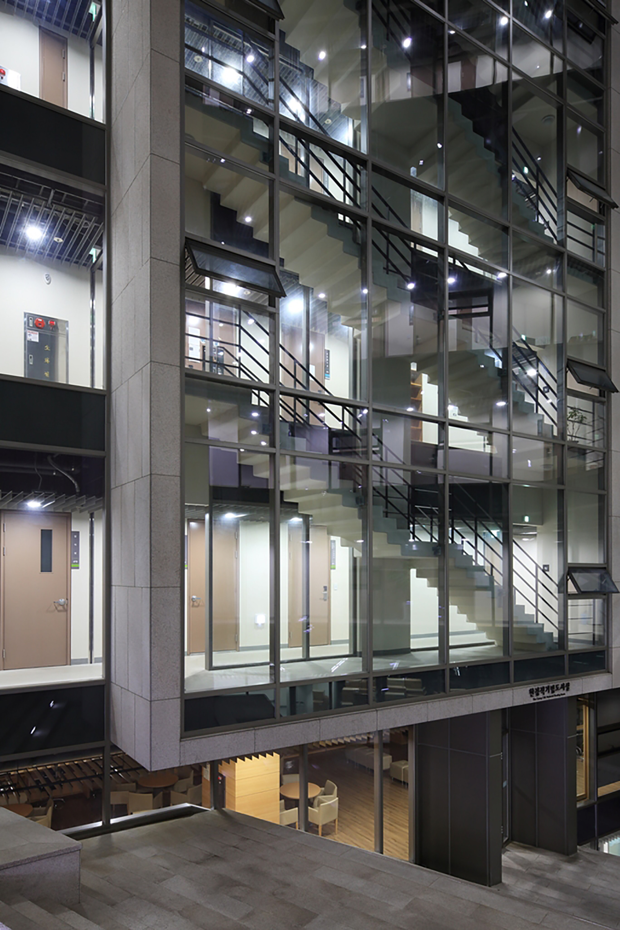 Gallery of Residence Hall of Presbyterian University and Theological ...