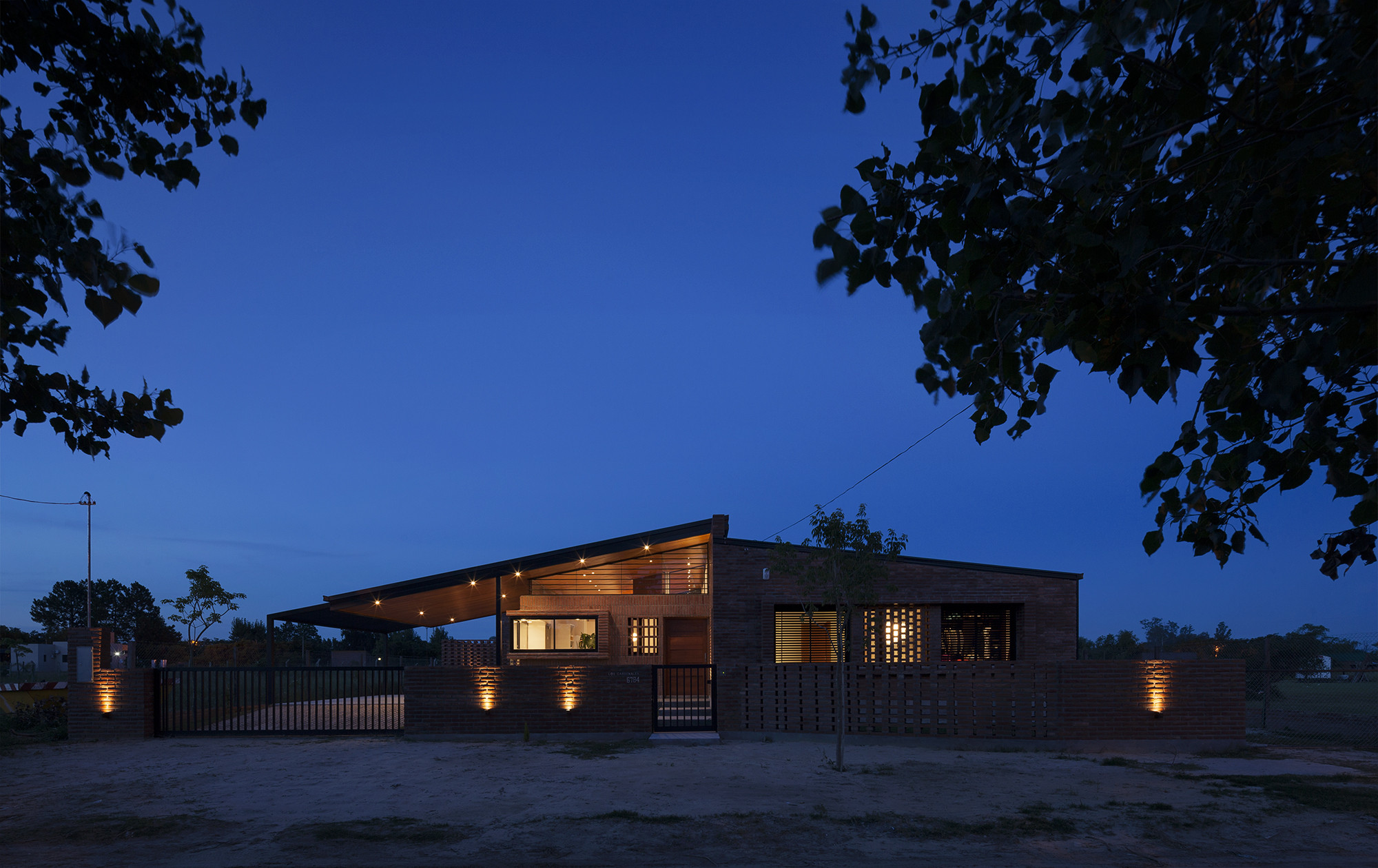 Gallery of MM House / Estudio Puyol – Meinardy - 2