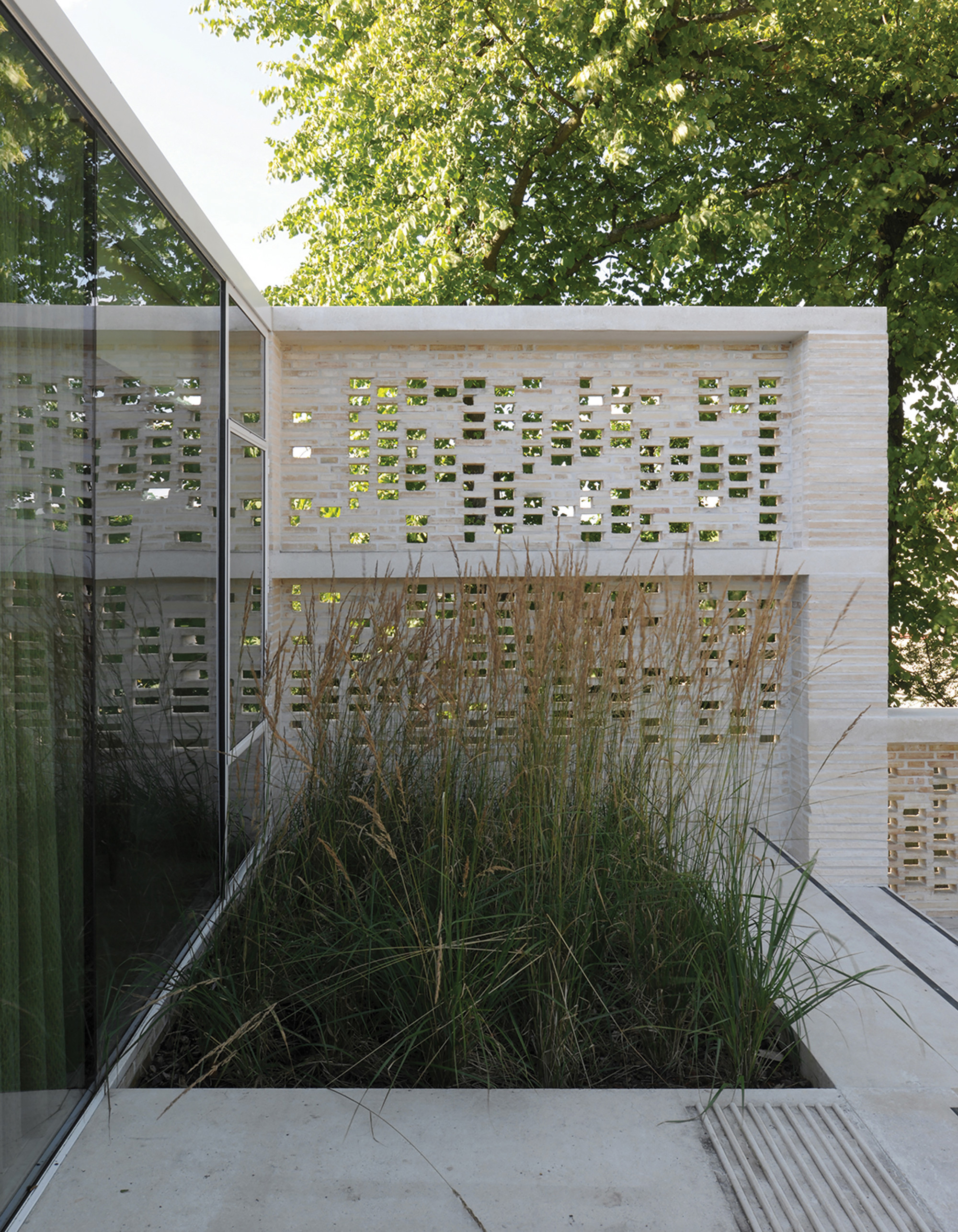 Galería de Maggie's Lanarkshire / Reiach and Hall Architects - 11