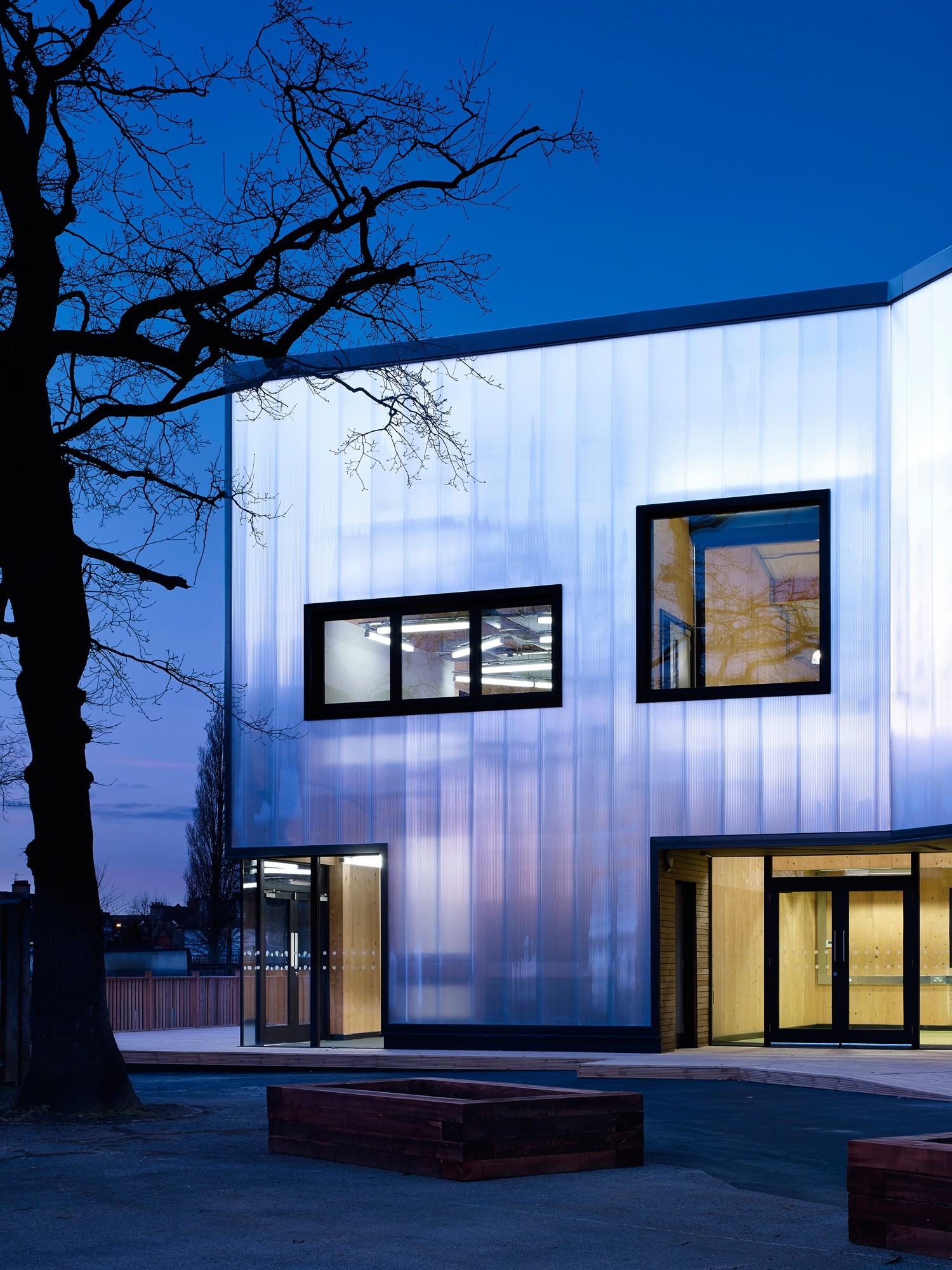 Gallery of Graveney School Sixth Form Block / Urban Projects Bureau - 7