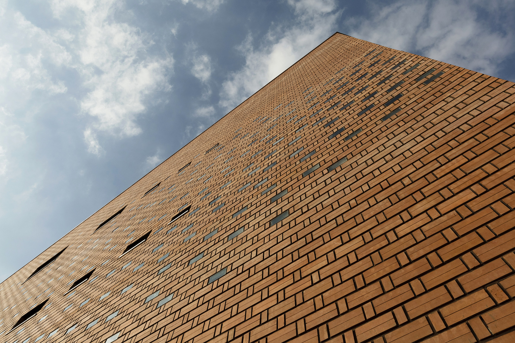 Galería de Aperture / Admun Design & Construction Studio - 10