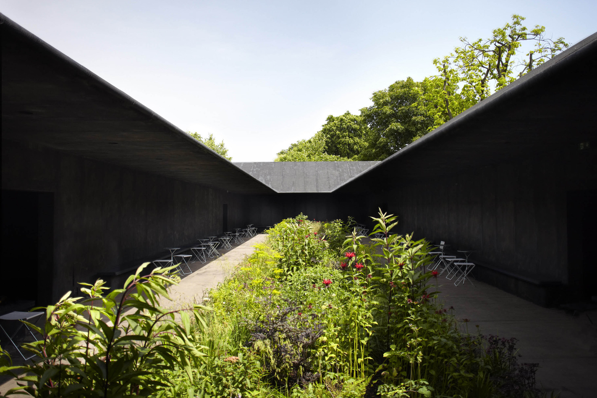 Gallery of Spotlight: Peter Zumthor - 9