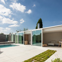 Gallery of Linear House / Roberto Benito - 13