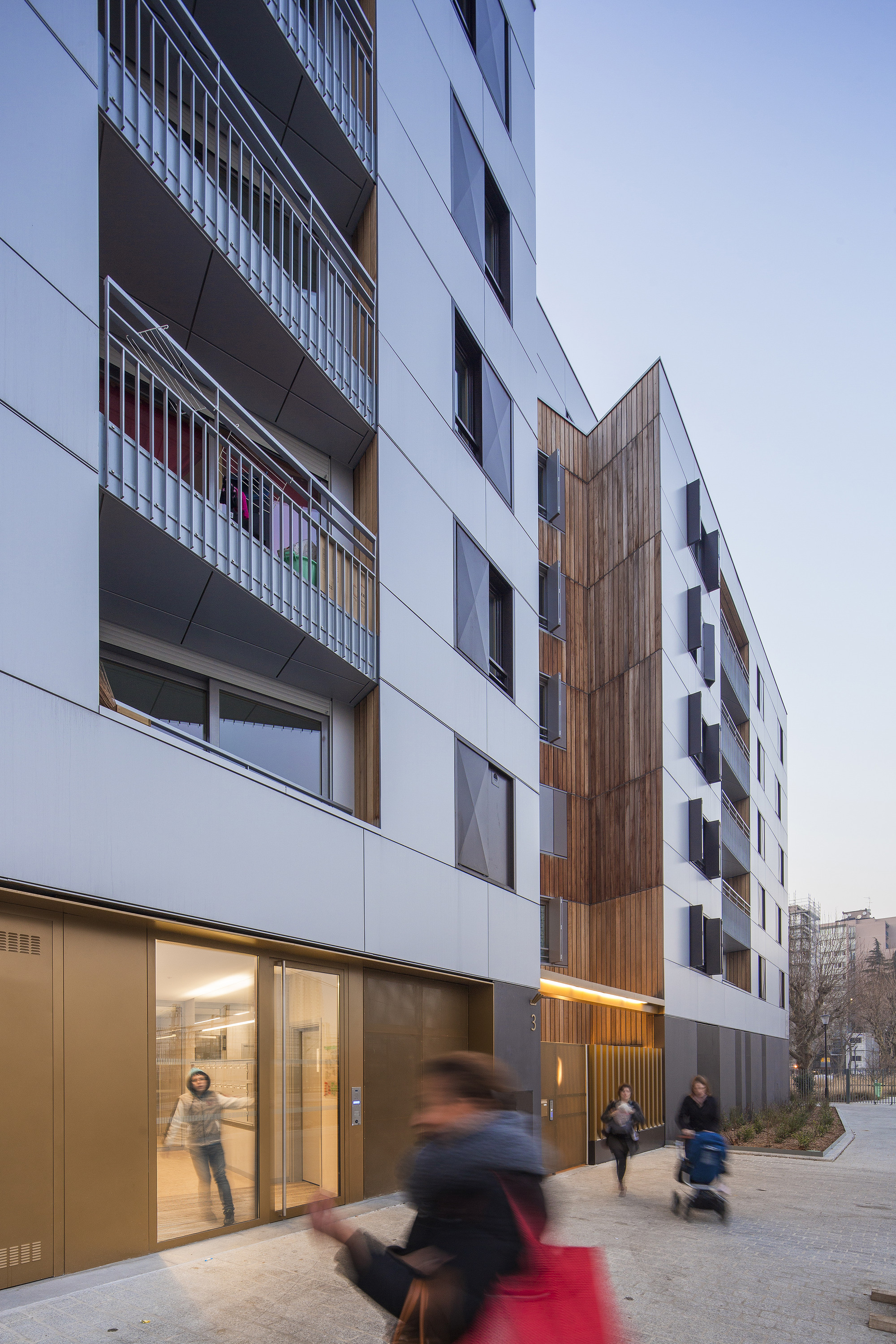 Galería De 107 Departamentos De Uso Mixto Nunc Architectes 25