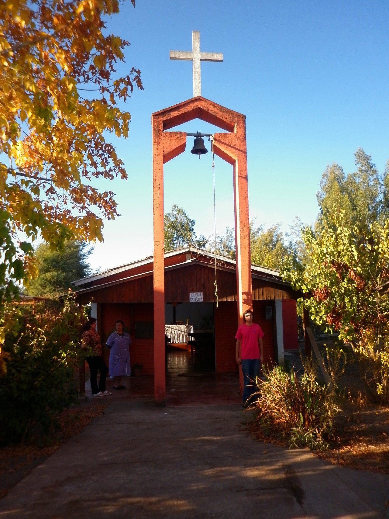 Galería de Rehabilitación de capilla rural en Teno: una extensión del ...