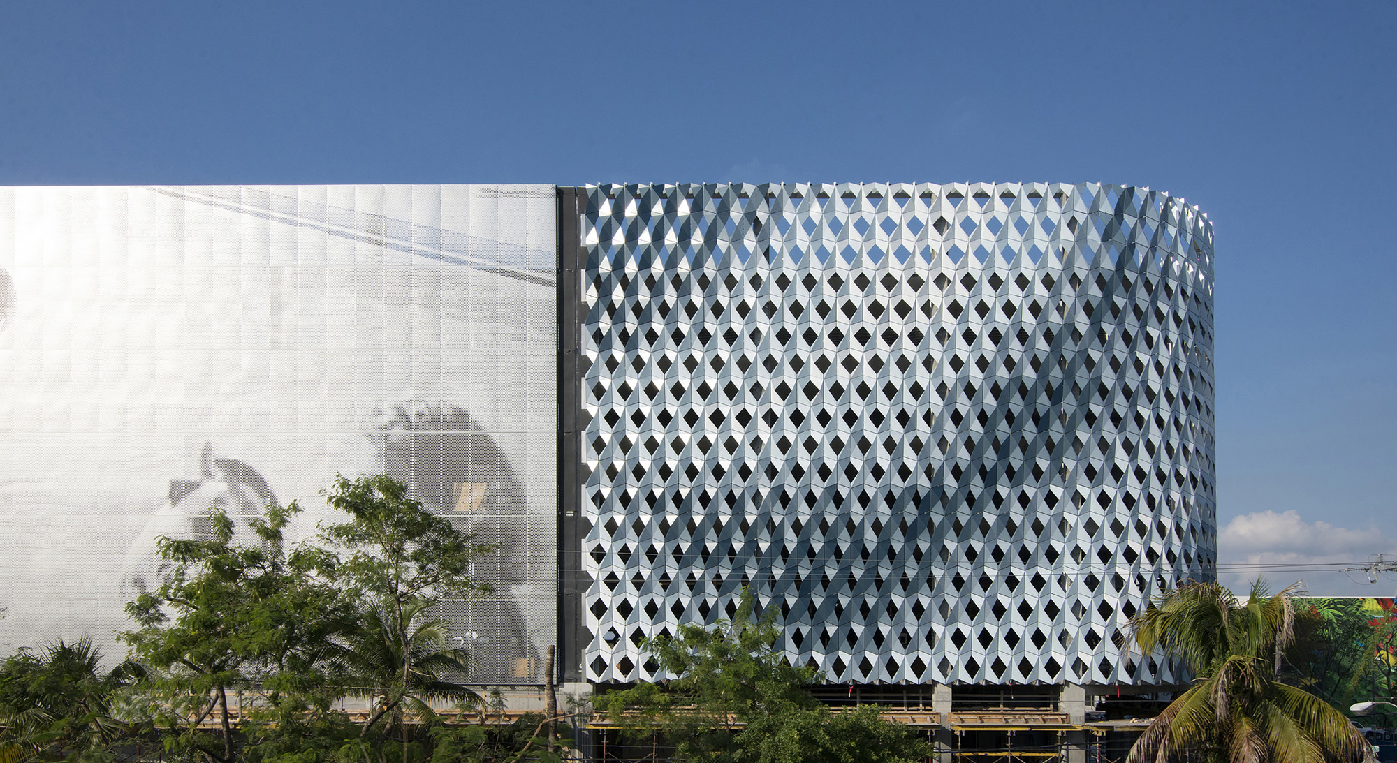 Gallery of City View Garage in the Miami Design District / IwamotoScott - 6