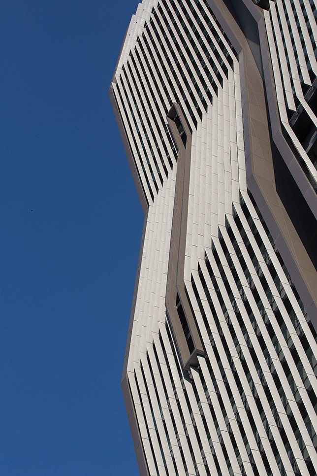 Gallery of The Capers / RT+Q Architects - 16