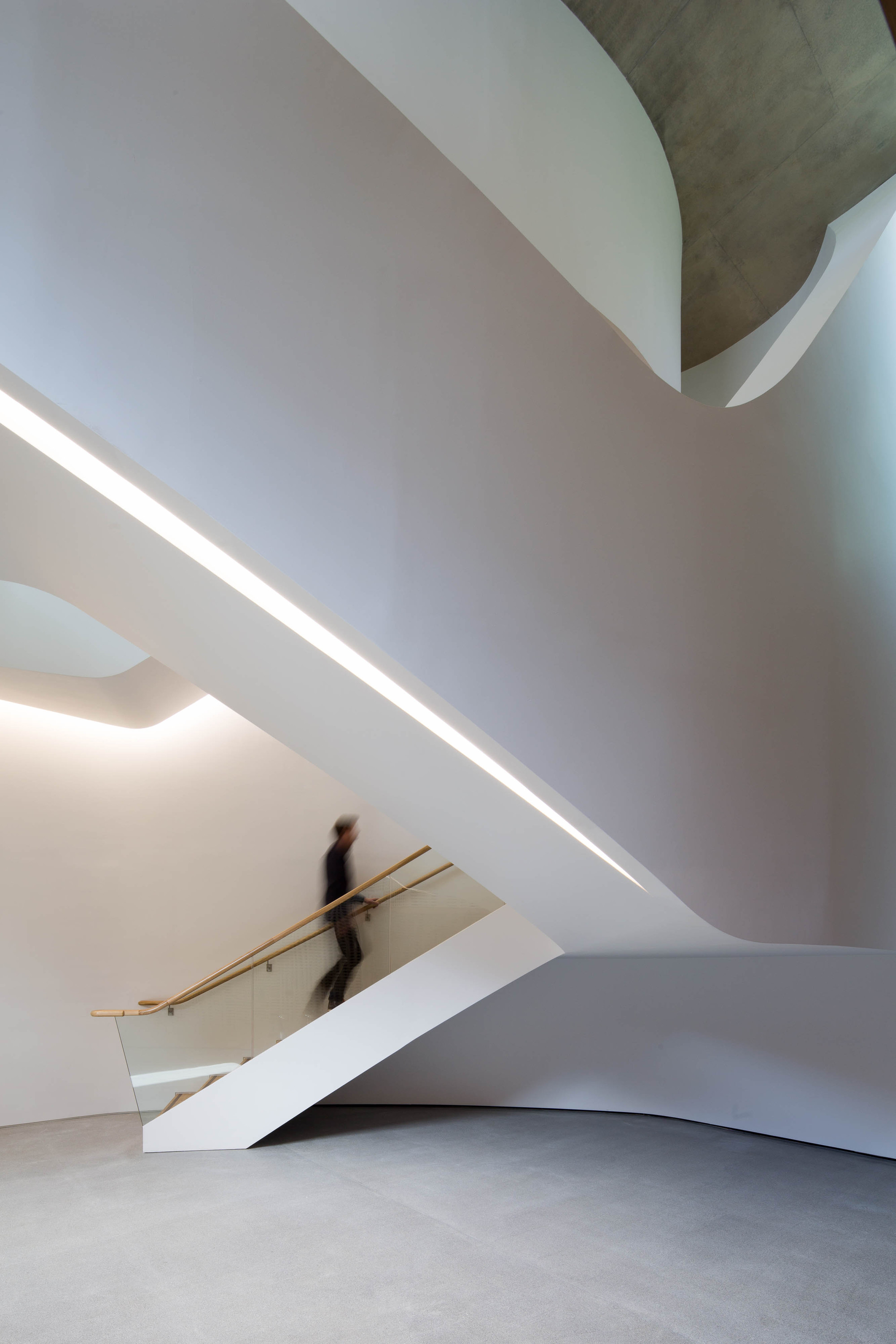 Gallery of The Investcorp Building / Zaha Hadid Architects - 17
