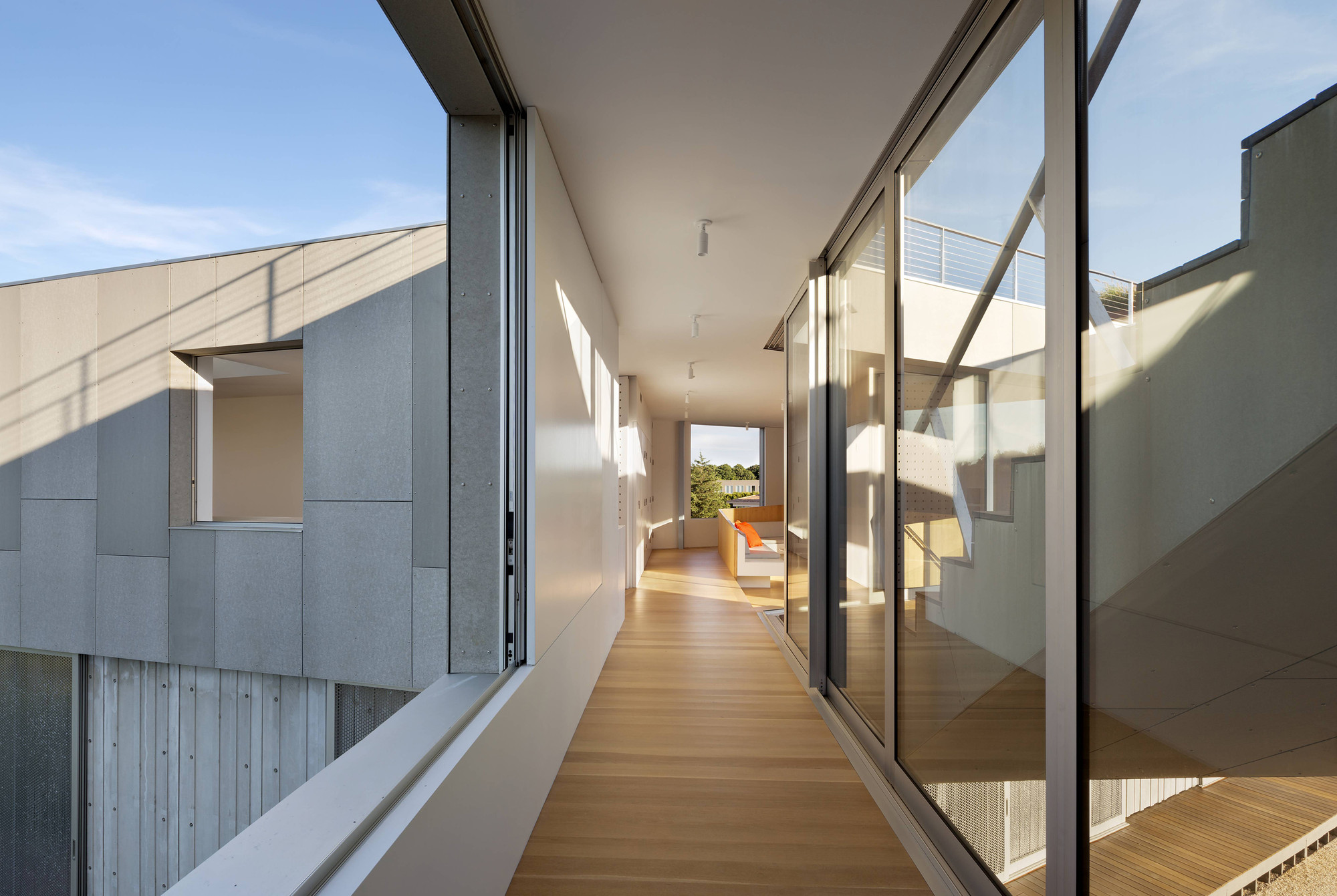 Gallery of 36 SML House / LEVENBETTS - 3