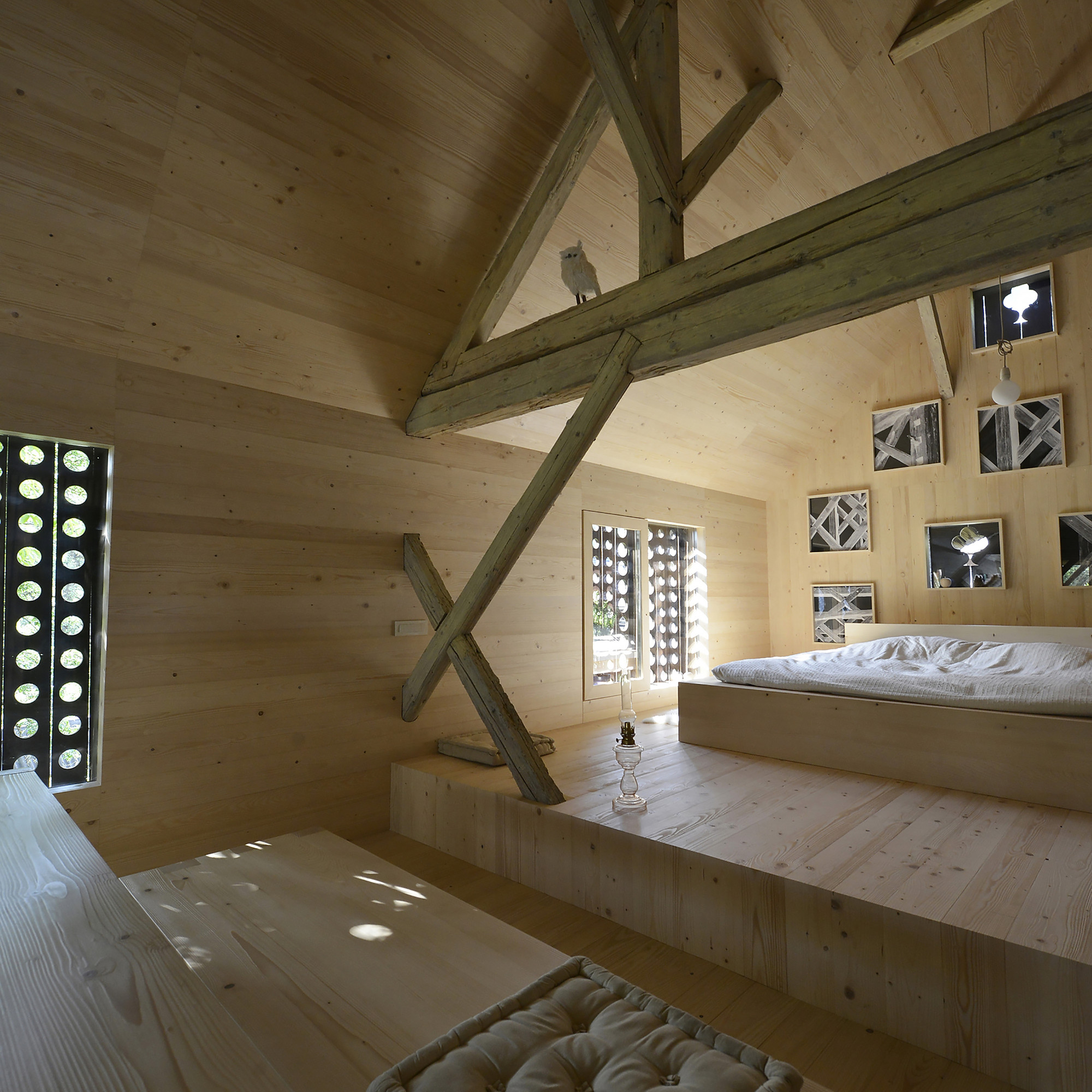 Gallery of Alpine Barn Apartment / OFIS Architects - 12