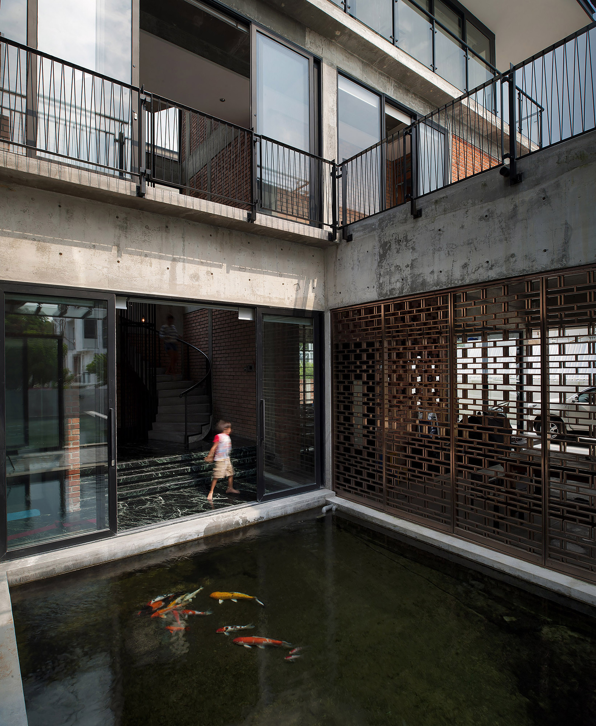 Gallery of House at Glenhill Saujana / Seshan Design - 22
