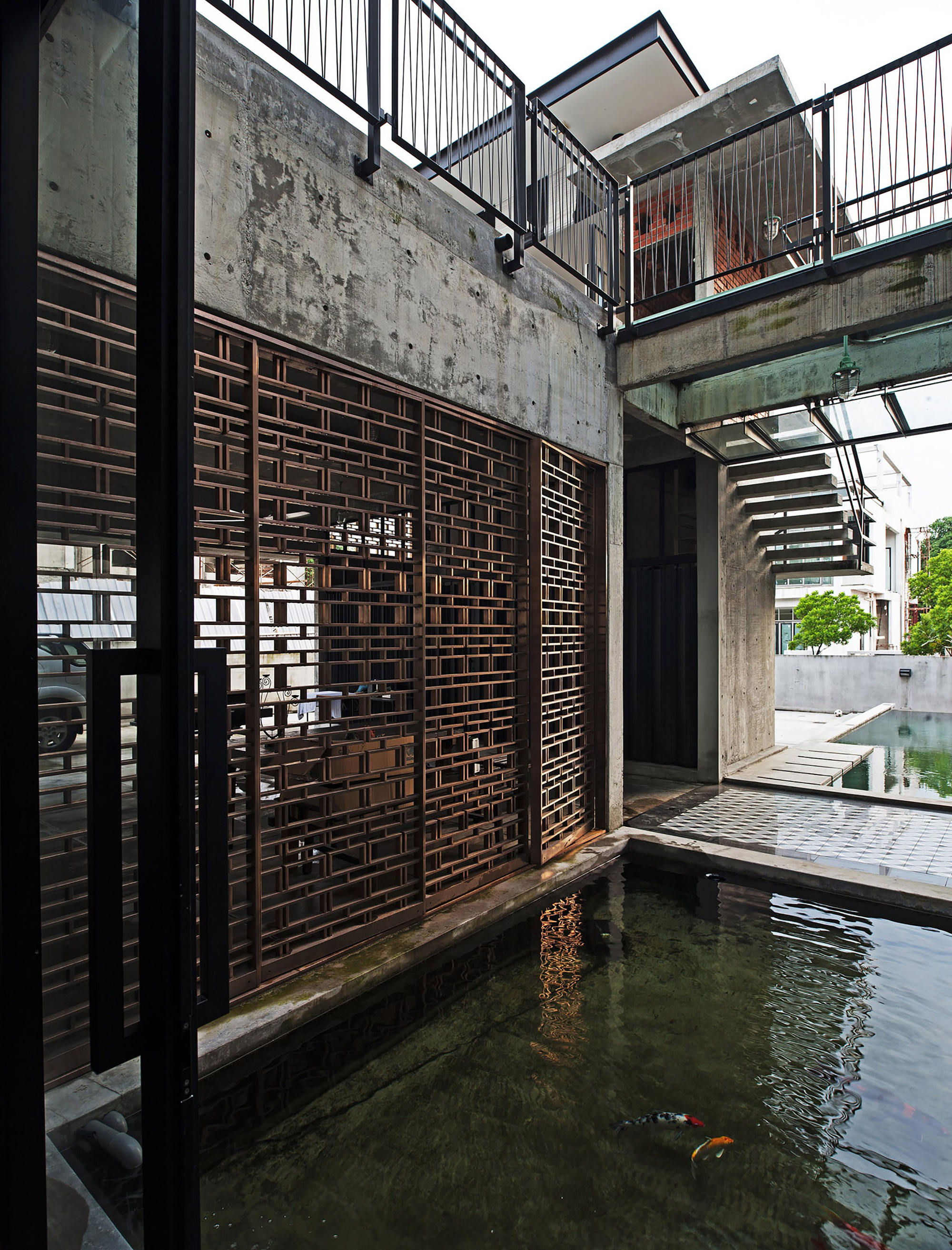 Gallery of House at Glenhill Saujana / Seshan Design - 24