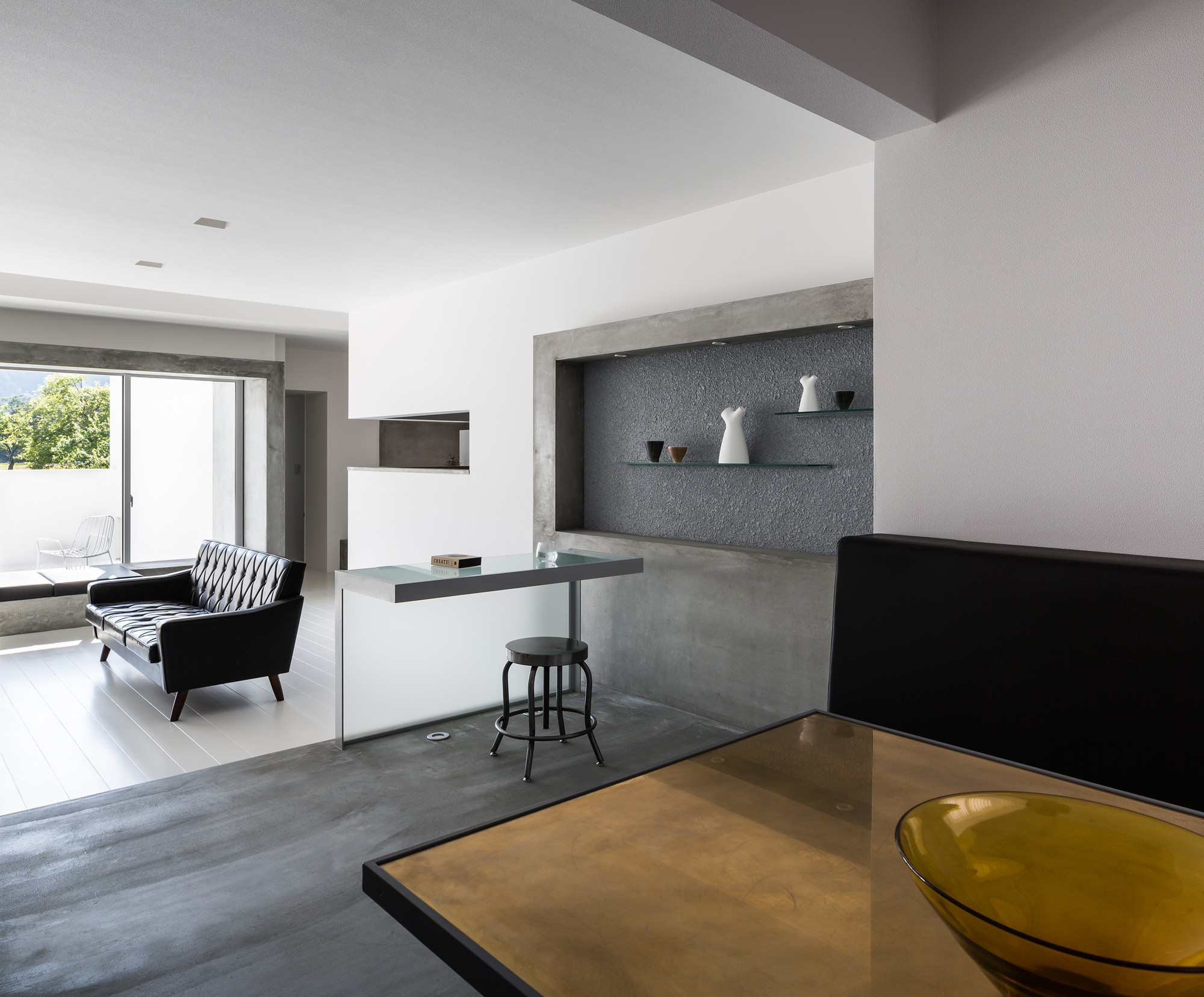 Gallery of Courtyard House / FORM | Kouichi Kimura Architects - 4