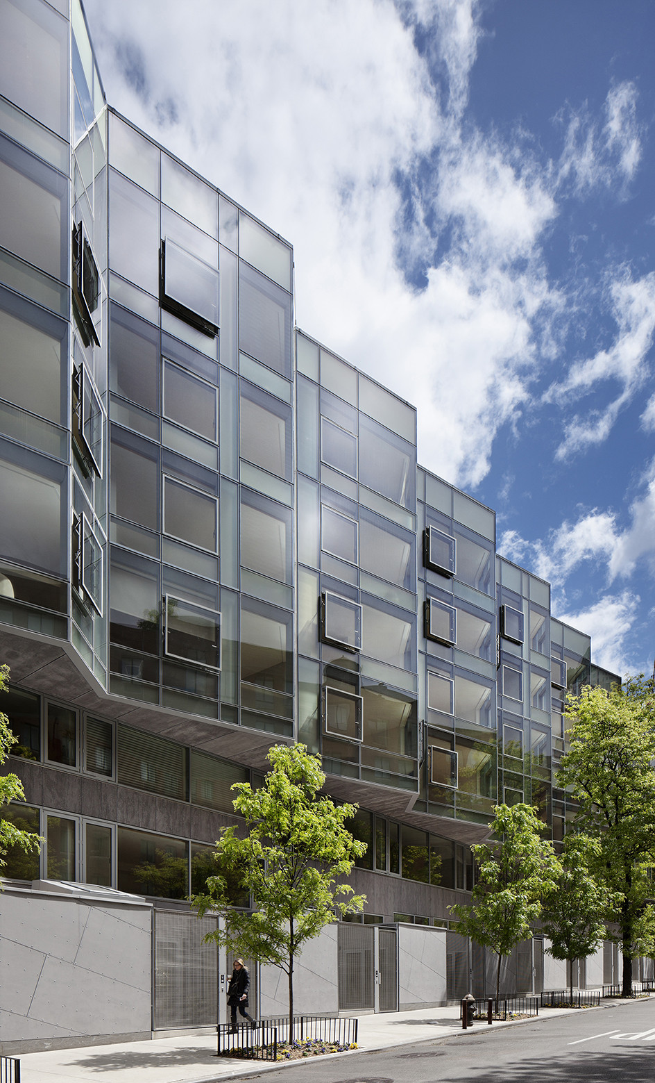 Gallery of The Dillon / Smith-Miller+Hawkinson Architects - 9