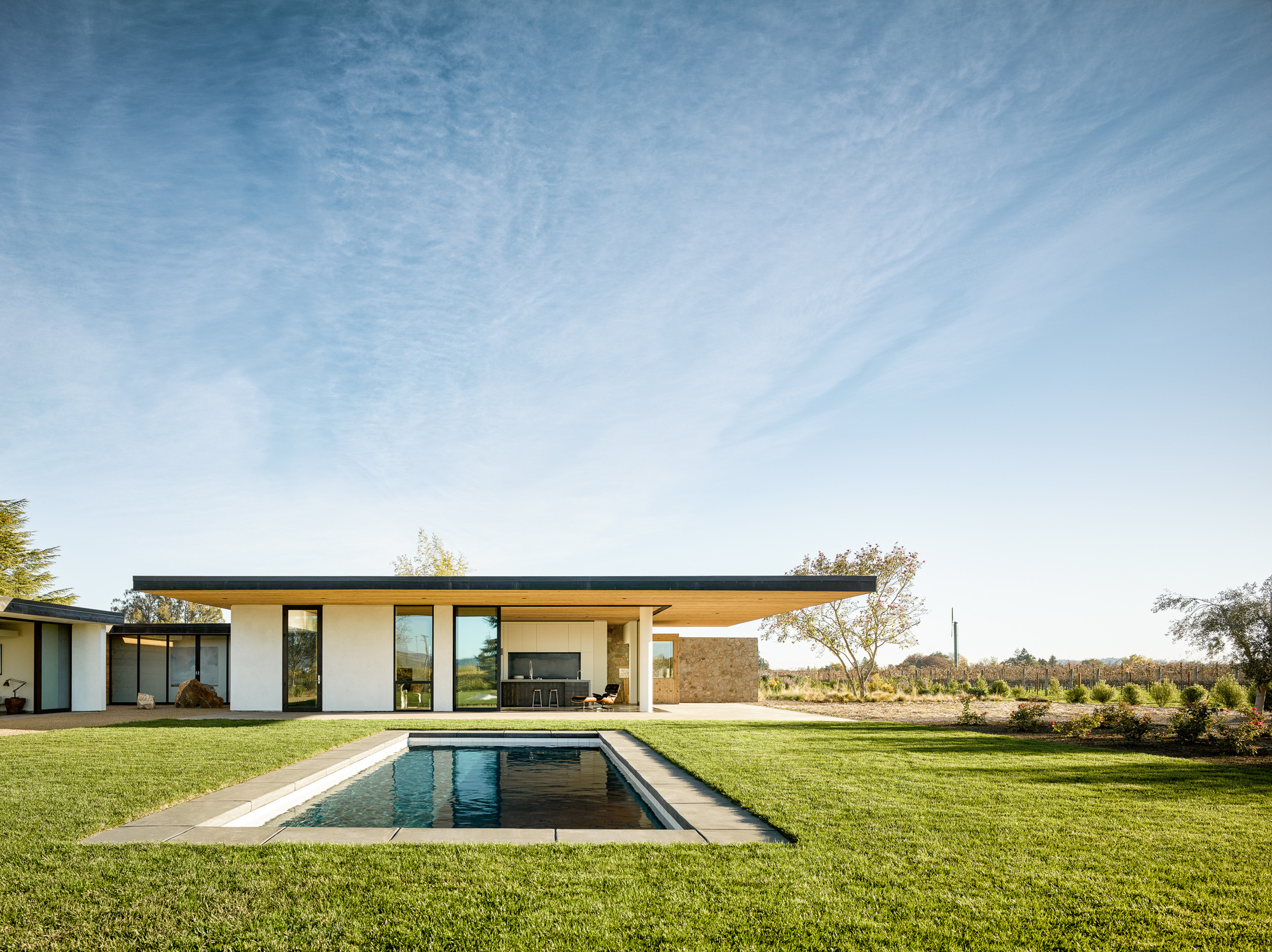 Gallery of House Set On The Valley Floor / Jørgensen Design - 13
