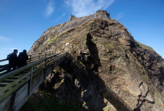 English Heritage Launches Competition for "Structurally Daring" Bridge ...