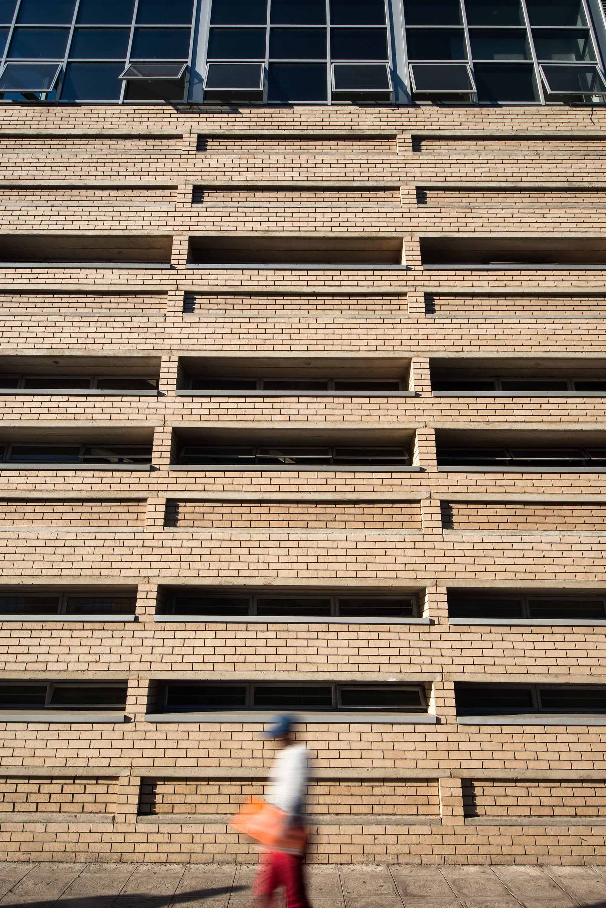 Gallery of Denis Hurley Centre / Ruben Reddy Architects - 3