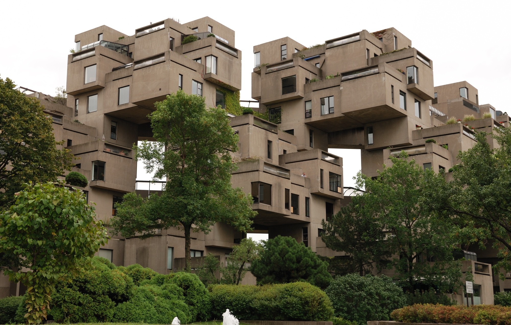 Spotlight: Moshe Safdie | ArchDaily